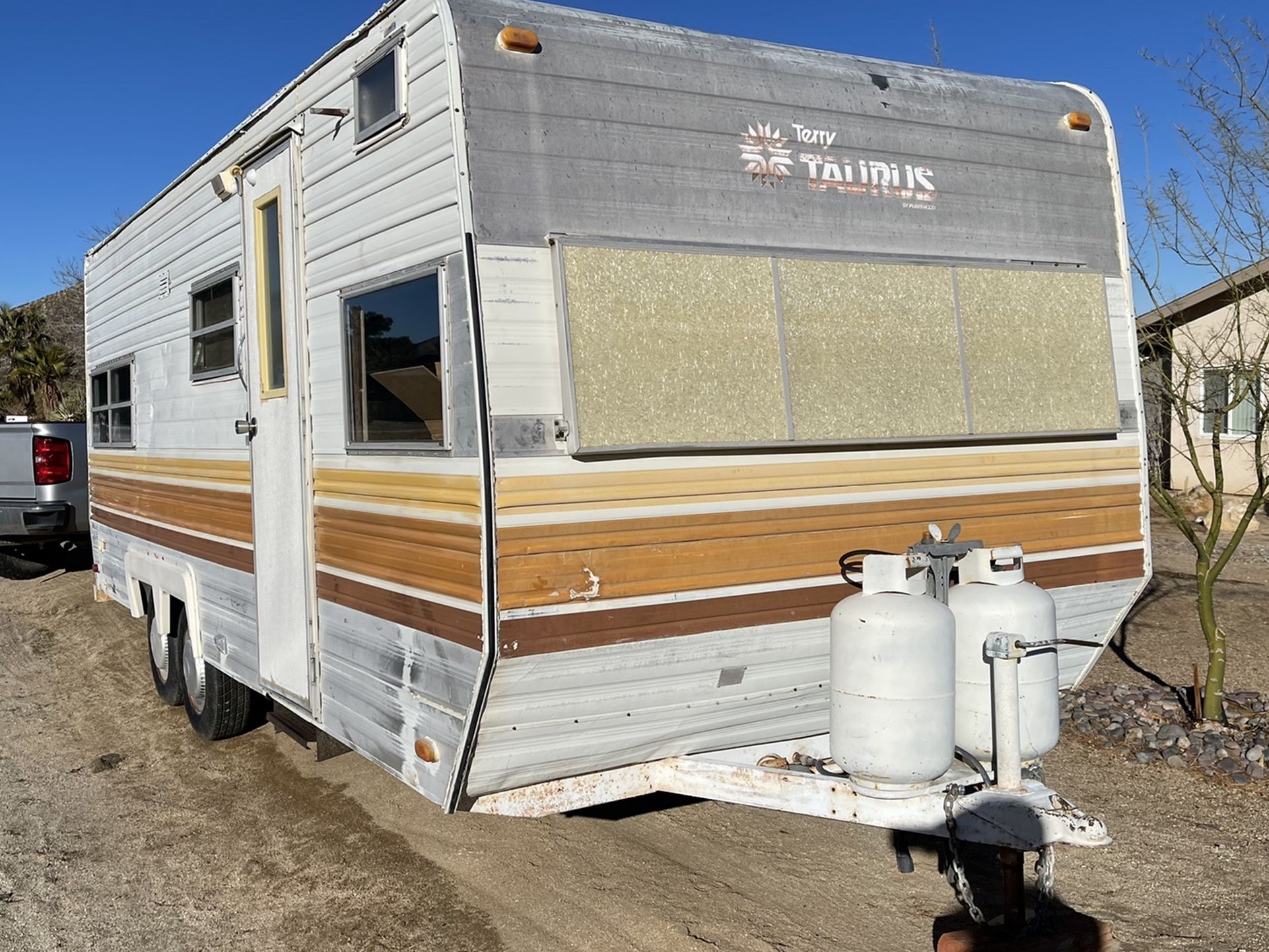 Terry Taurus Trailer for Sale in Yucca Valley, CA - OfferUp