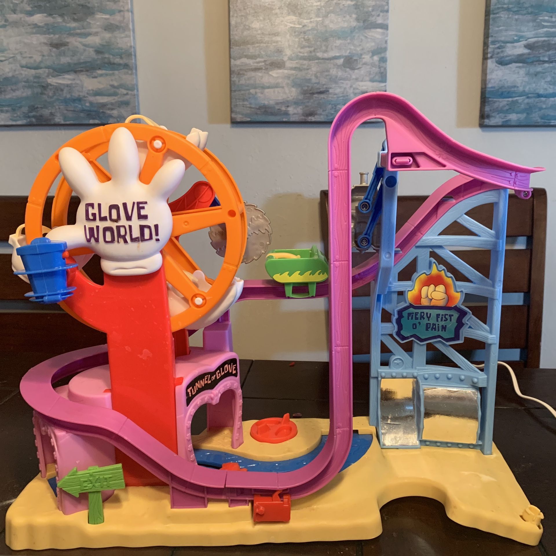 Spongebob Squarepants Glove World