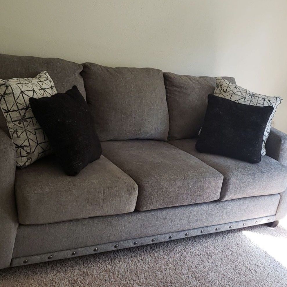 Broyhill alexandria gray recliner store