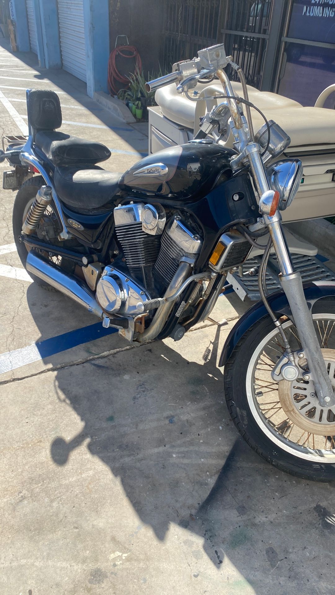 1999. Suzuki Intruder 1400 cc for Sale in Westminster, CA - OfferUp