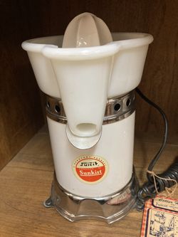 Vintage Sunkist Juicer