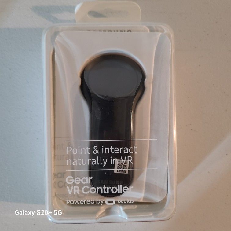Samsung Galaxy Gear VR Controller Point & Interact Naturally in VR for ...