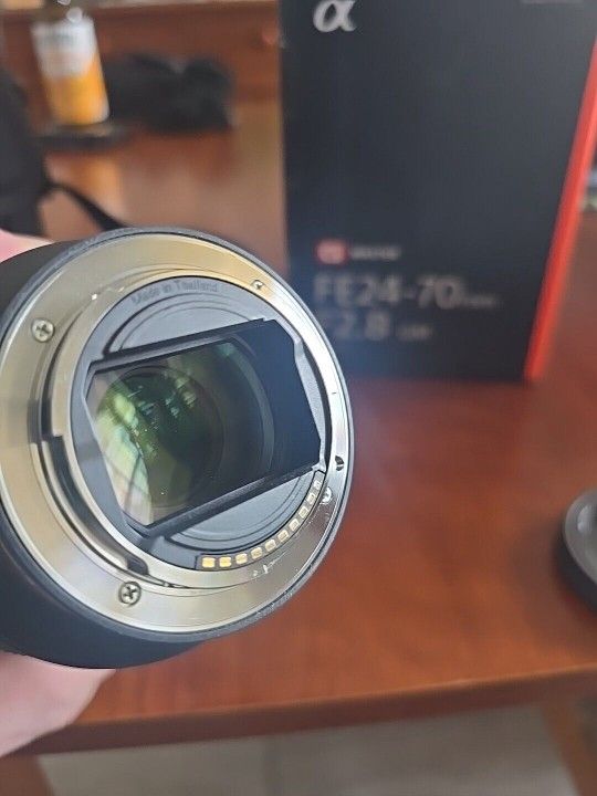 Sony SEL2470GM 24-70 mm F/2.8 Standard Zoom Lens & K&F concept variable magnetic for Sale in ...