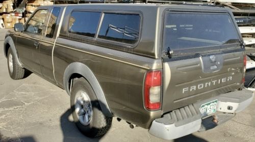 2003 Nissan Frontier Camper Shell for Sale in Lincoln, CA - OfferUp