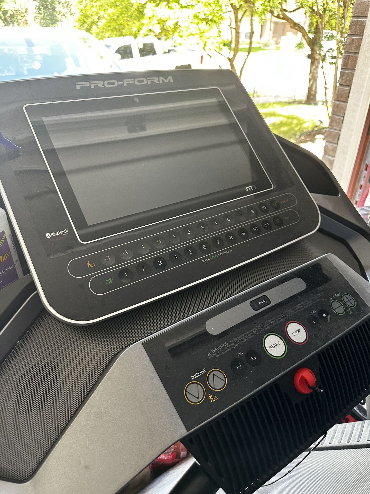 Pro form 5000 Treadmill for Sale in Converse, TX - OfferUp