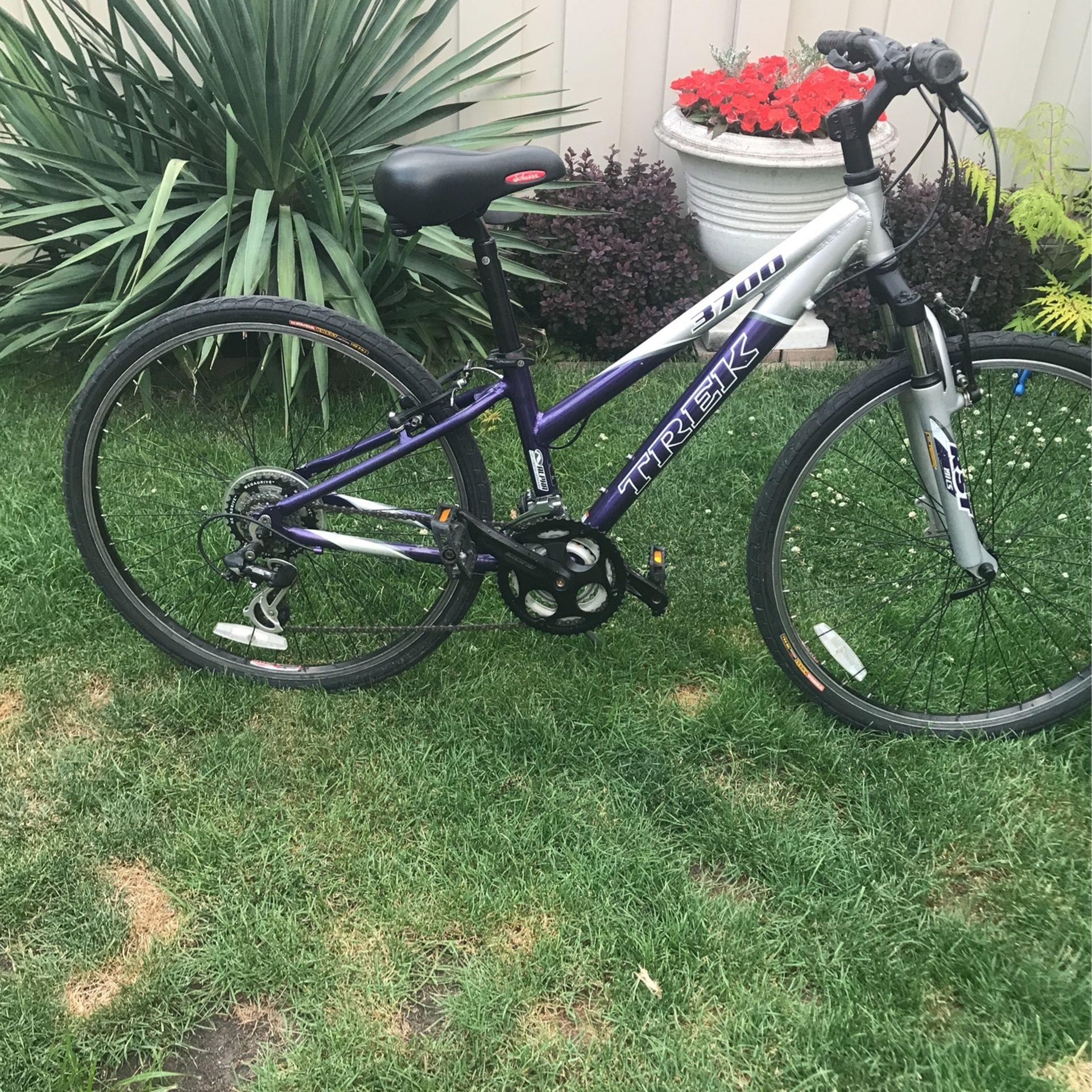 Trek 3700 Hybrid 26 for Sale in Franklin Park, IL - OfferUp