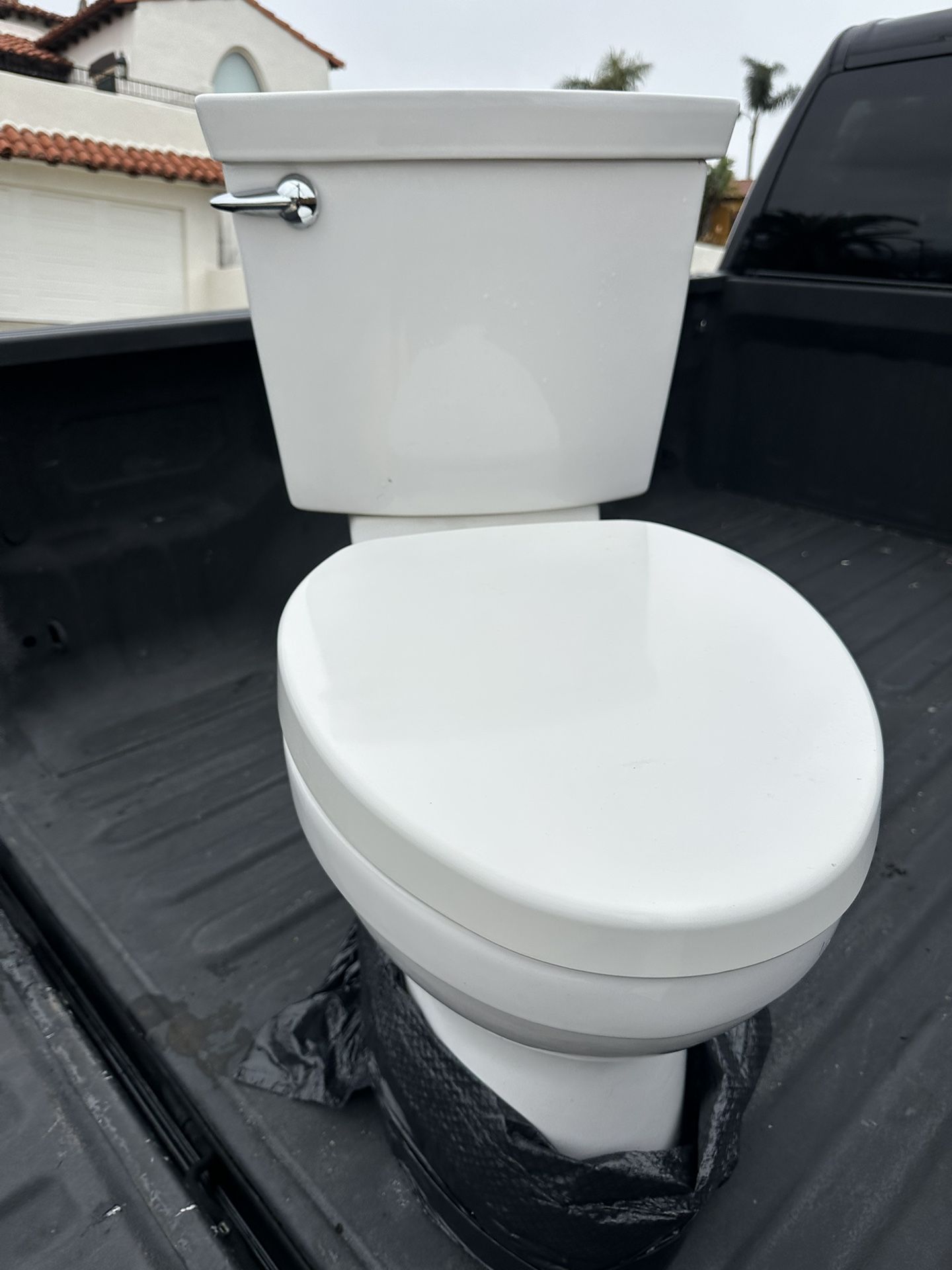 Free Champion Pro American Standard Toilet Pickup Point Loma Clean for ...
