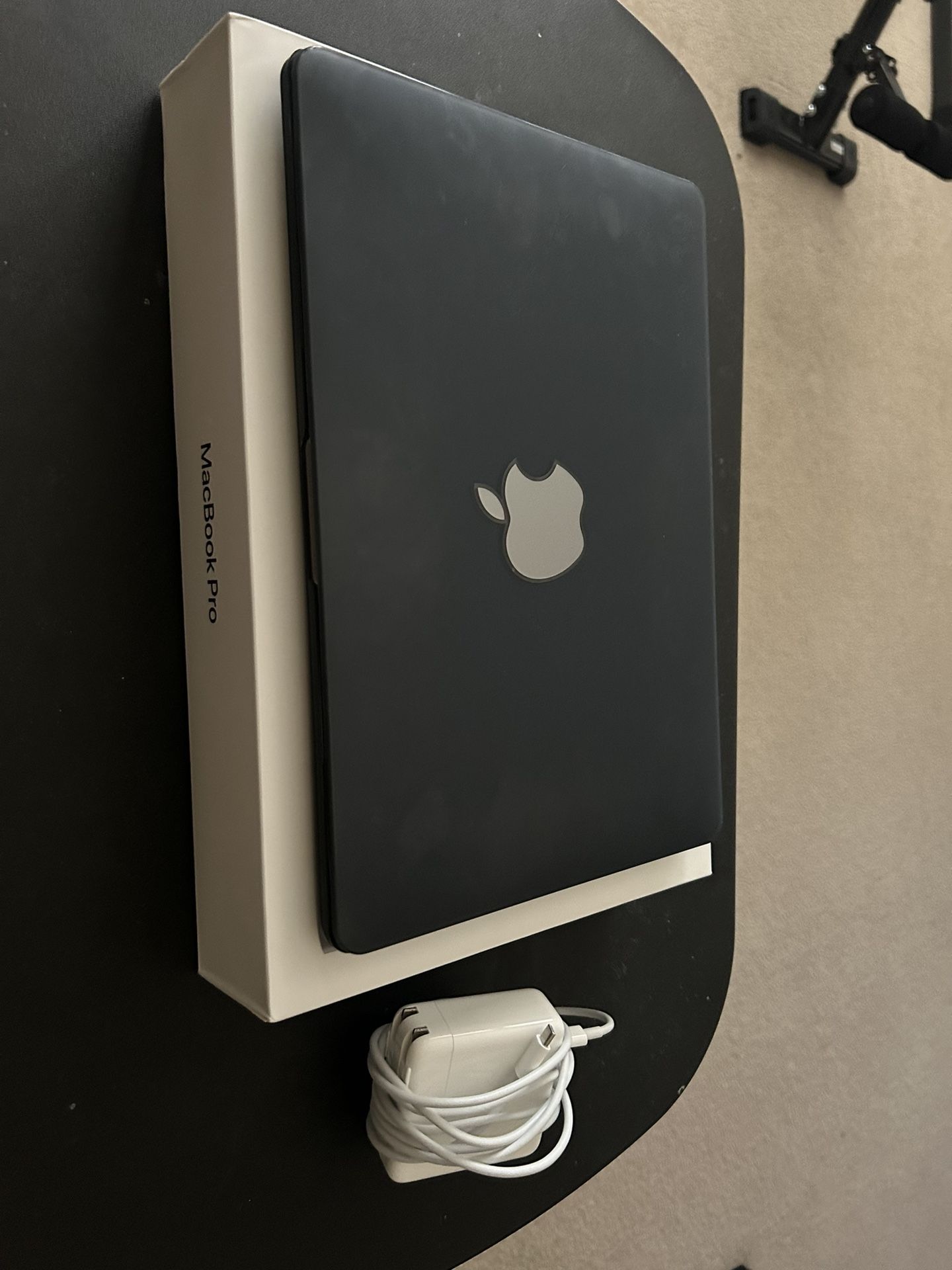MacBook Pro Late 2020 (excellent Condition) for Sale in Houston, TX ...