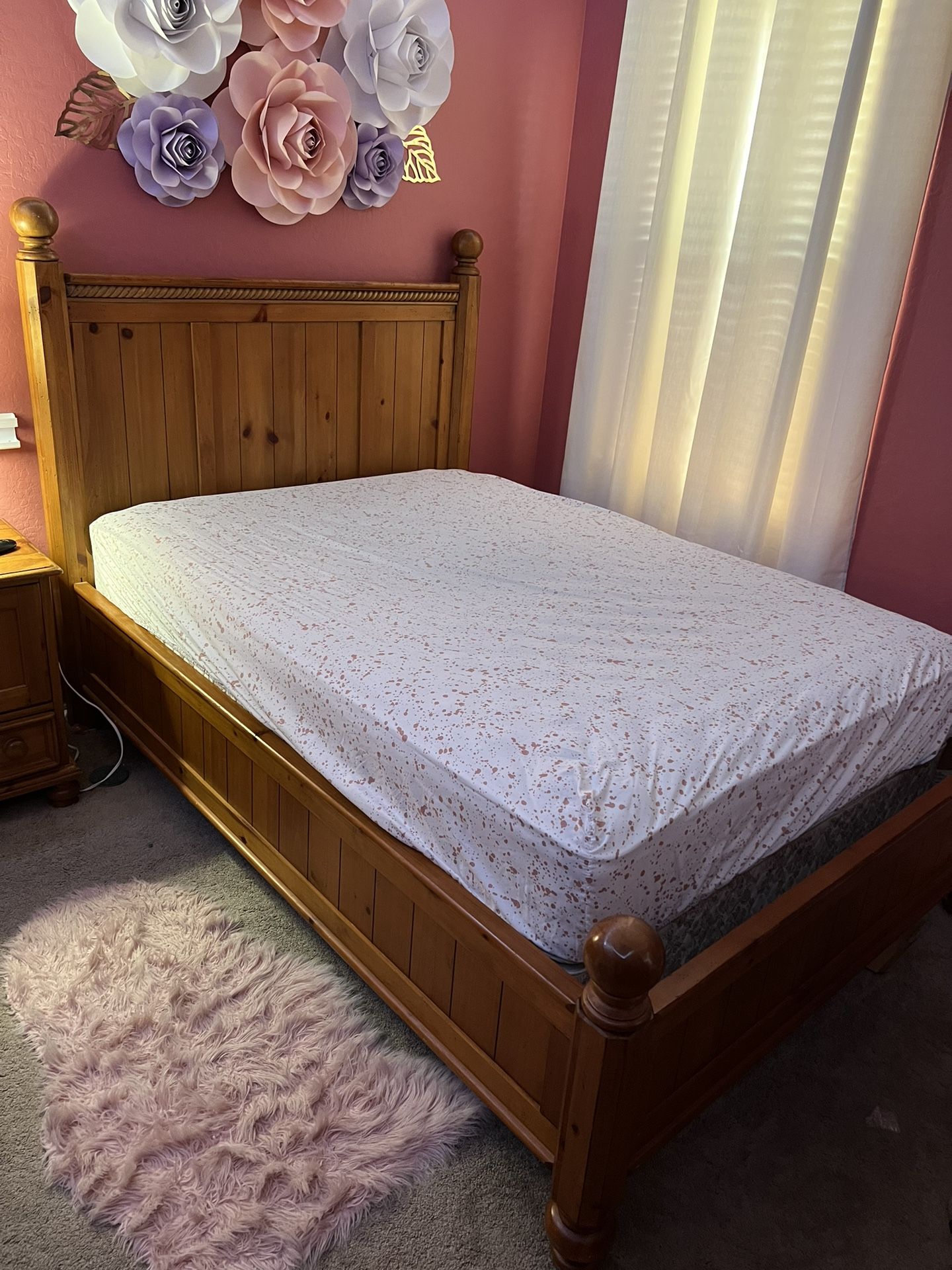 Broyhill Yorkshire Market Bedroom Set for Sale in Avondale, AZ - OfferUp