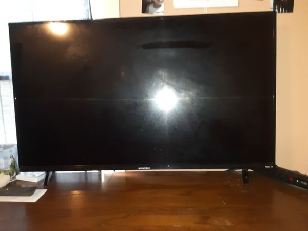50 inch emerson roku tv for Sale in Houston, TX - OfferUp