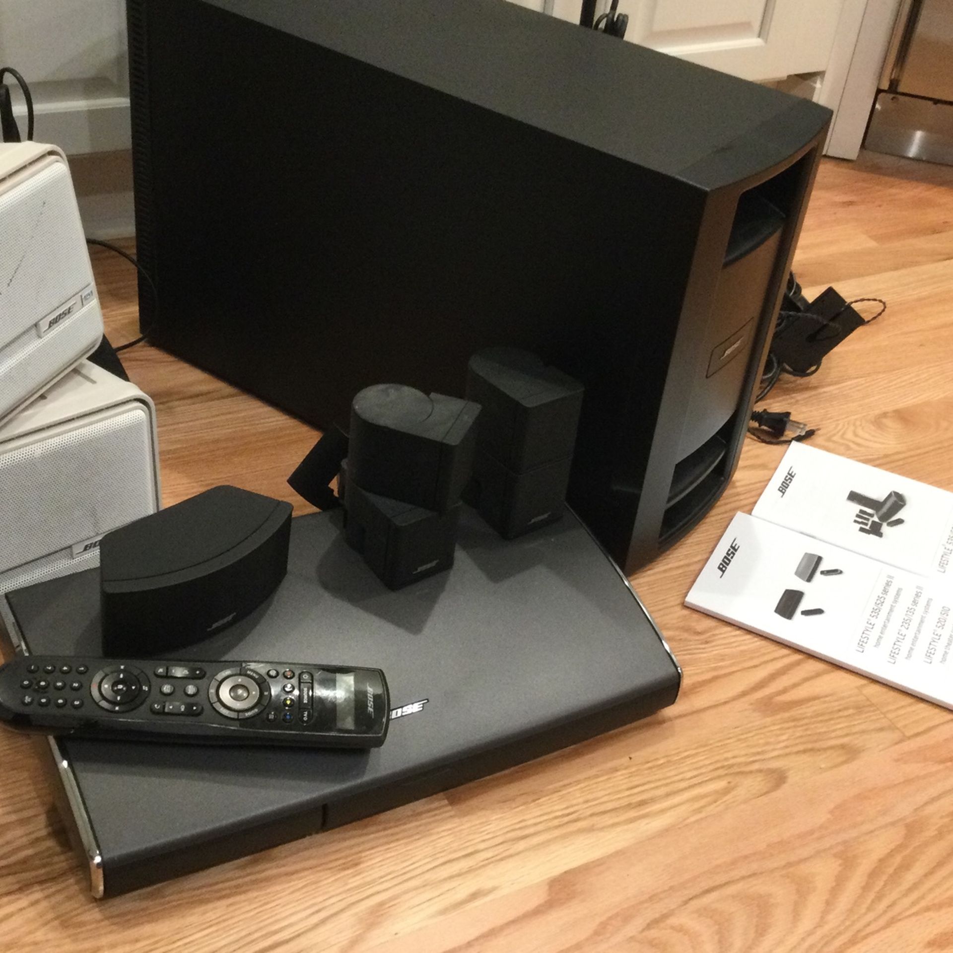 Bose Entertainment System 535/525 Series II - Plus Set Of Bose Outdoor ...