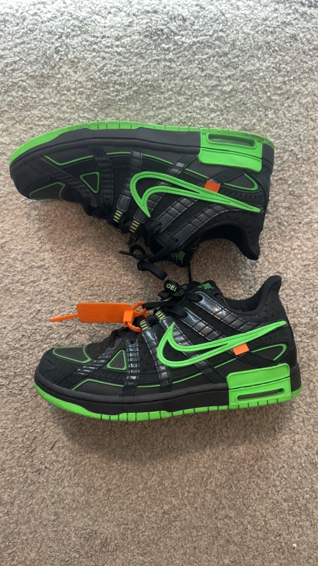 Off White Rubber Dunks Size 7.5 for Sale in New York, NY - OfferUp