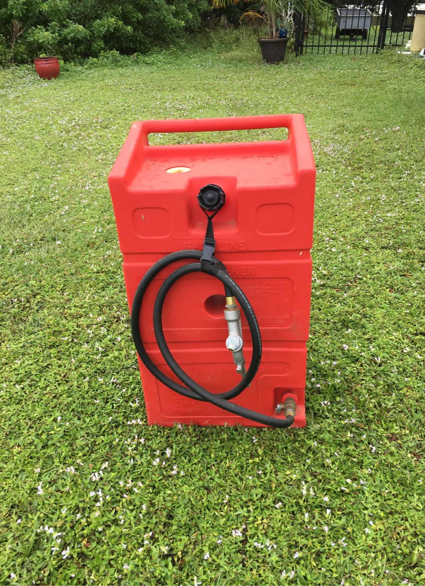 Dock Gas Caddy for Boaters or garage use. for Sale in PT CHARLOTTE, FL ...