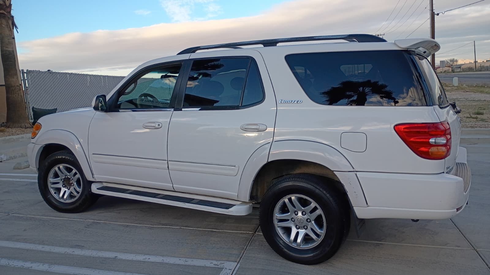2004 Toyota Sequoia for Sale in Hesperia, CA - OfferUp