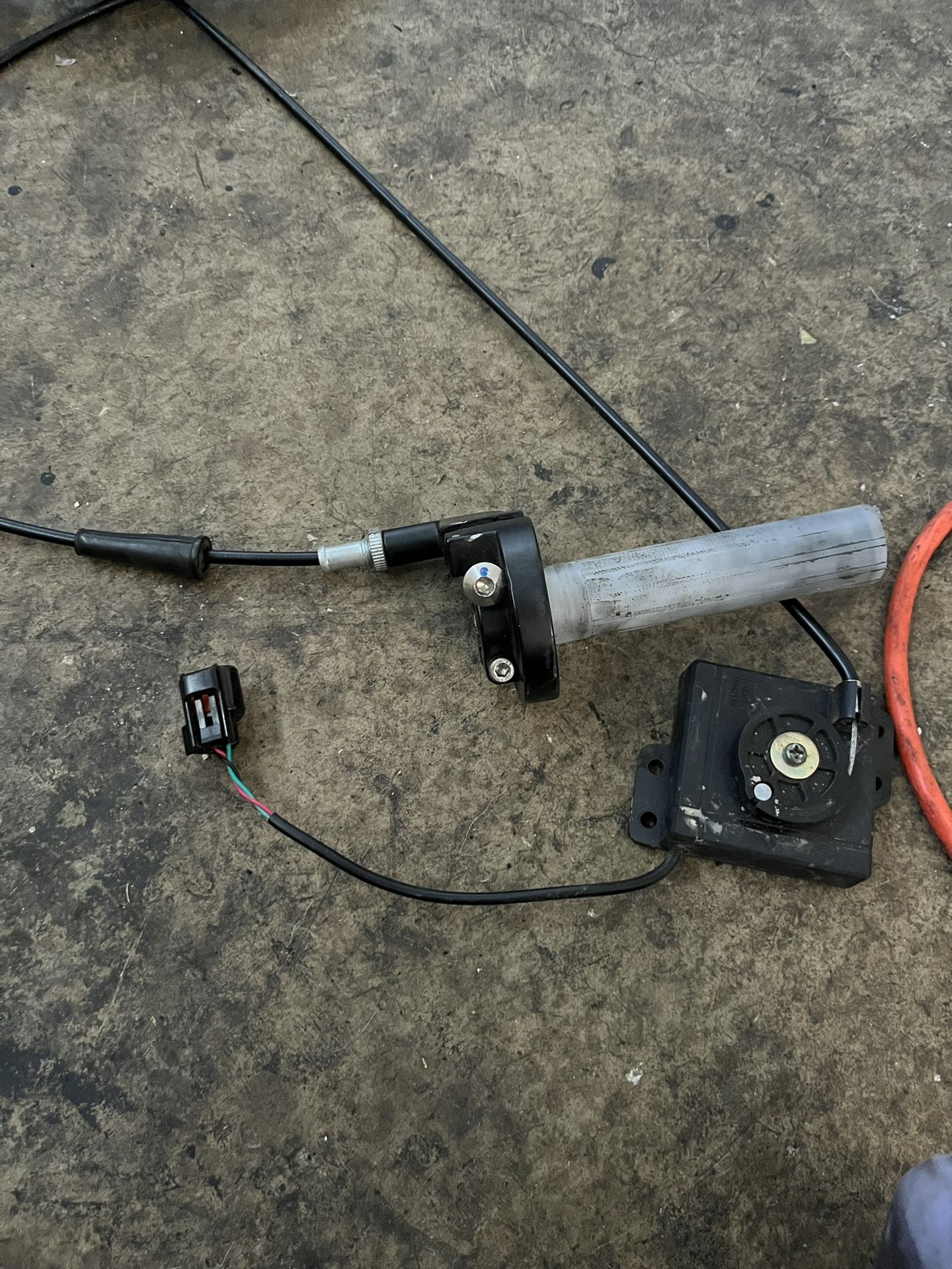 Surron Cable Throttle for Sale in Orange, CA - OfferUp