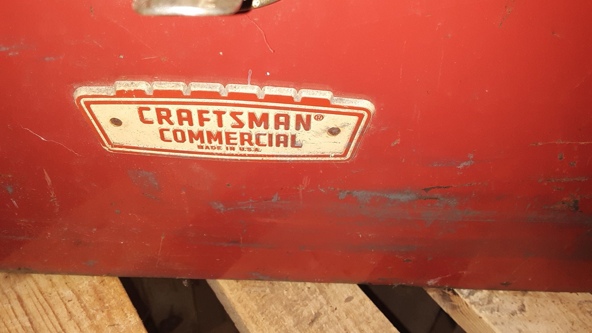 HEAVY duty Craftsman metal tool box for Sale in Berwick, PA - OfferUp