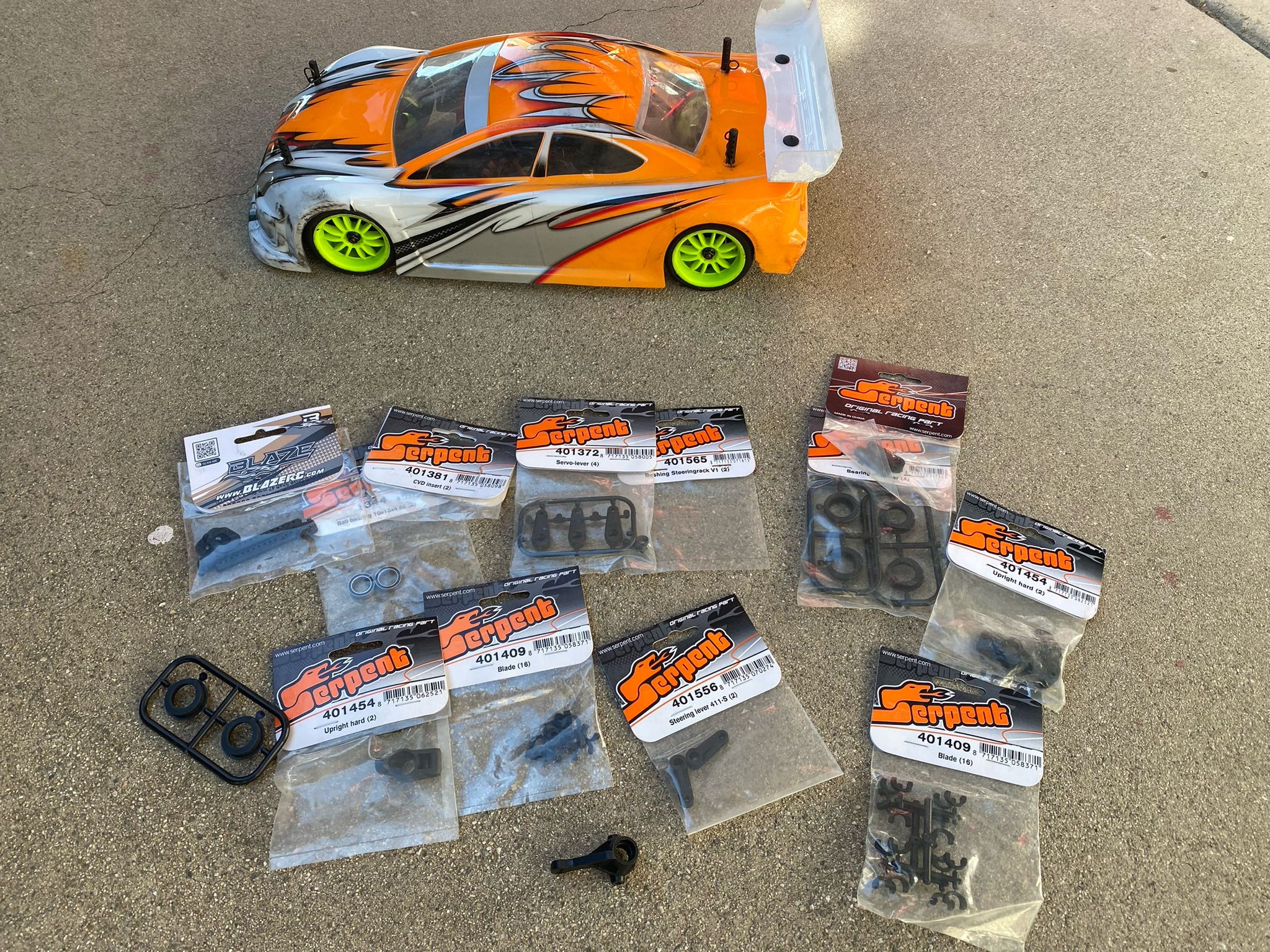 SERPENT S411 1/10 BRUSHLESS TOURING CAR for Sale in San Dimas, CA - OfferUp