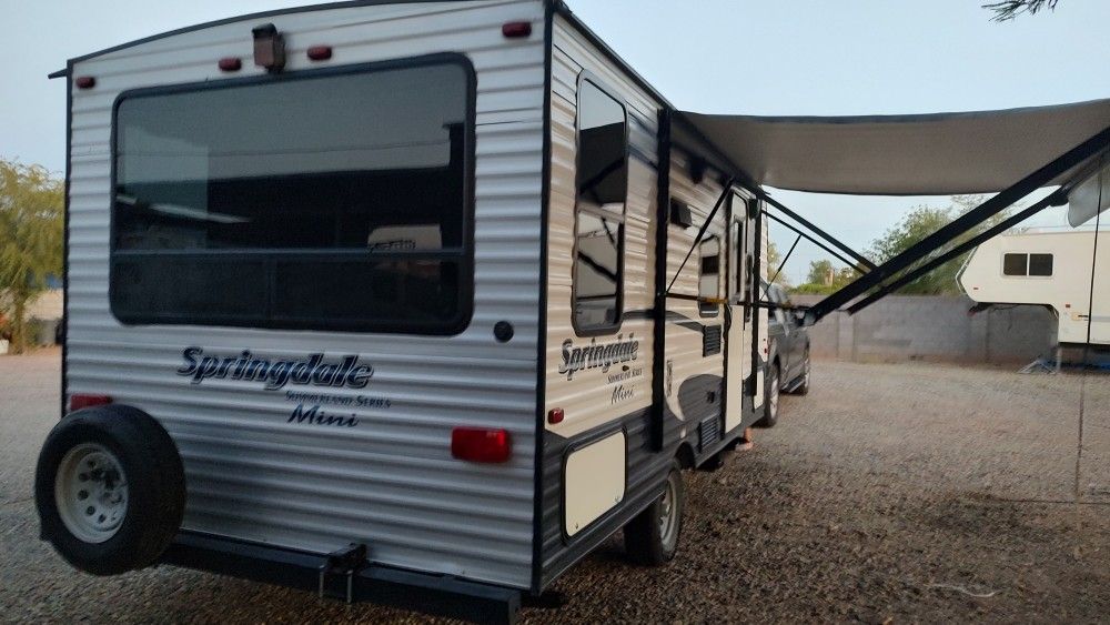 2017 Keystone Summerland Series for Sale in Waddell, AZ - OfferUp