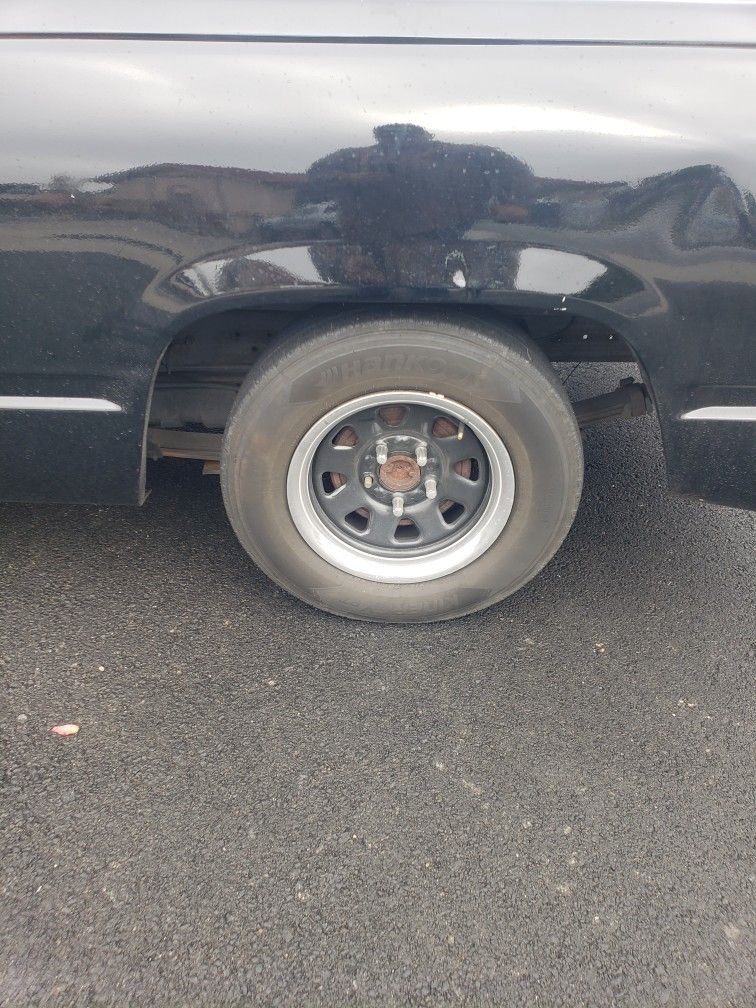 $300 Silverado Wheels 5x5 Lug Pattern for Sale in Fremont, CA - OfferUp
