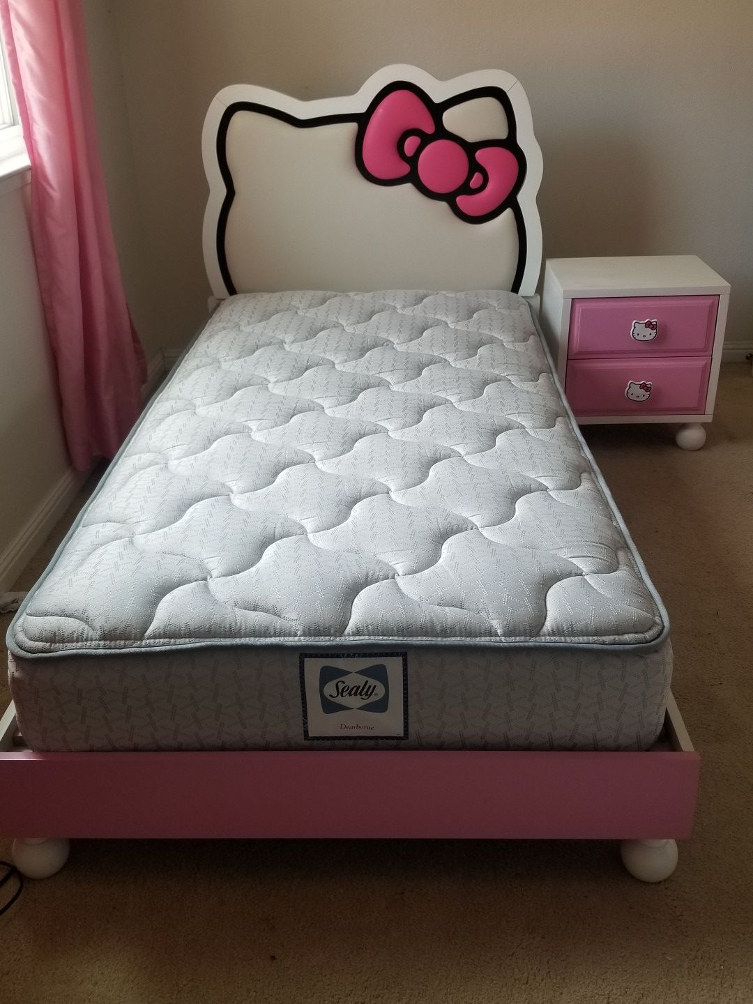 Hello Kitty Bedroom Set