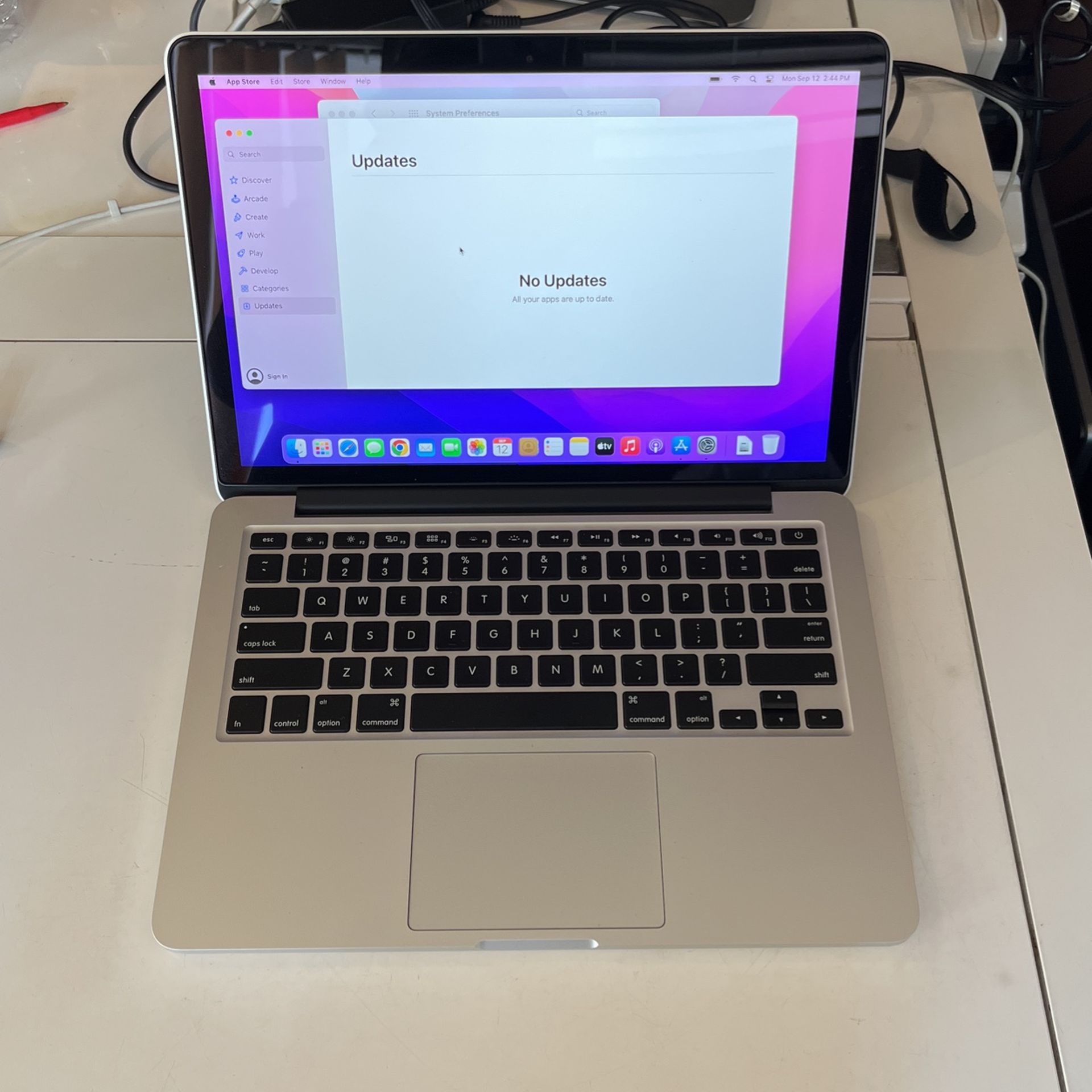 macOS Monterey Version 12.6MacBook Pro (Retina, 13-inch, Early 2015 ...