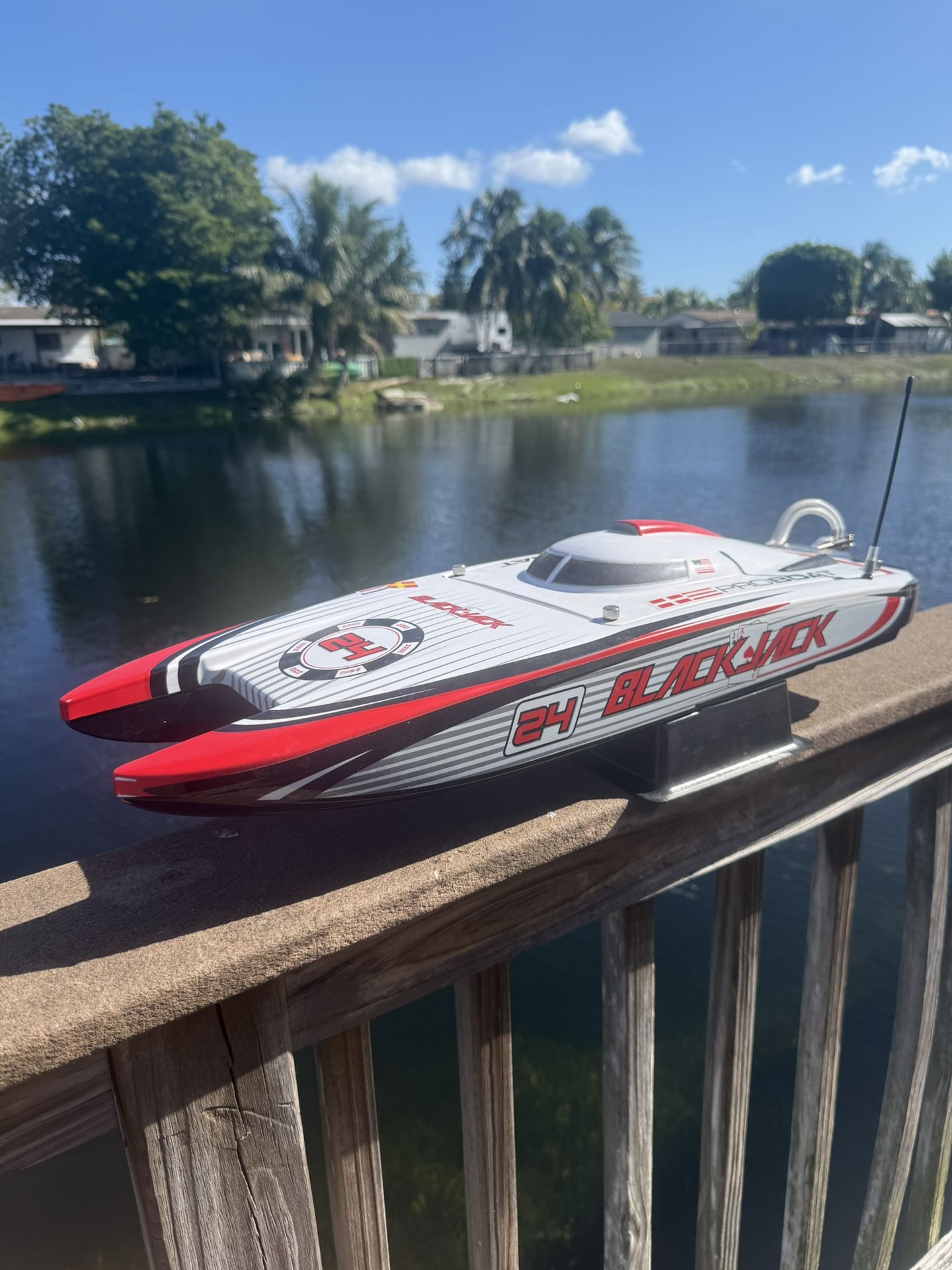 Rc Boat Black Jack 24 for Sale in Miami, FL - OfferUp