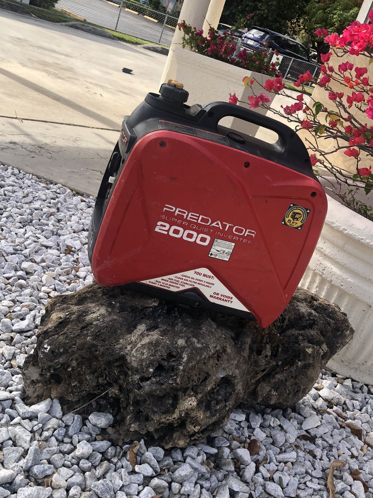 Predator Generator 2000 W Super Quiet Inverter RUNS GREAT for Sale in ...