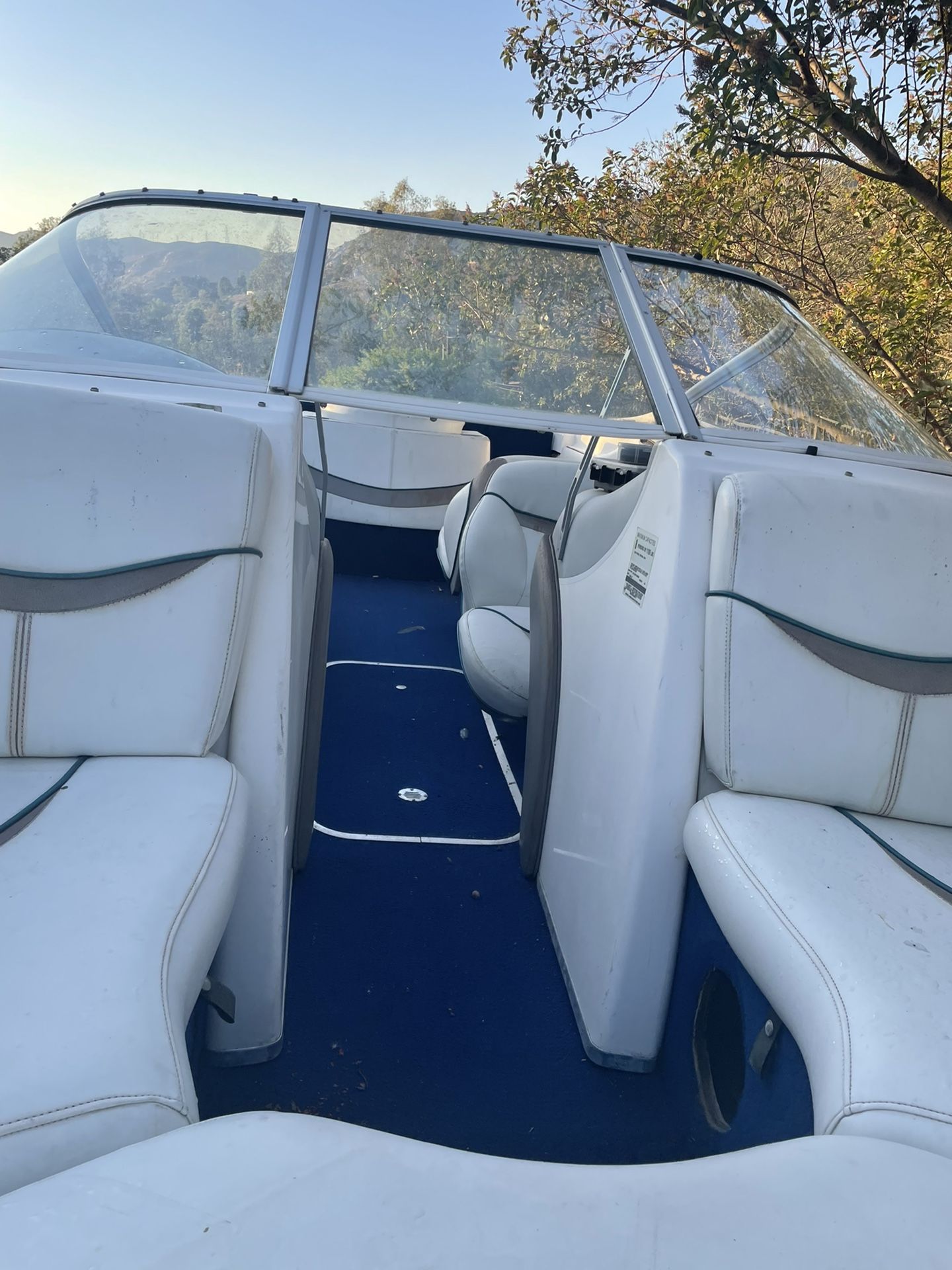 98 Bayliner Capri for Sale in Lakeside, CA - OfferUp