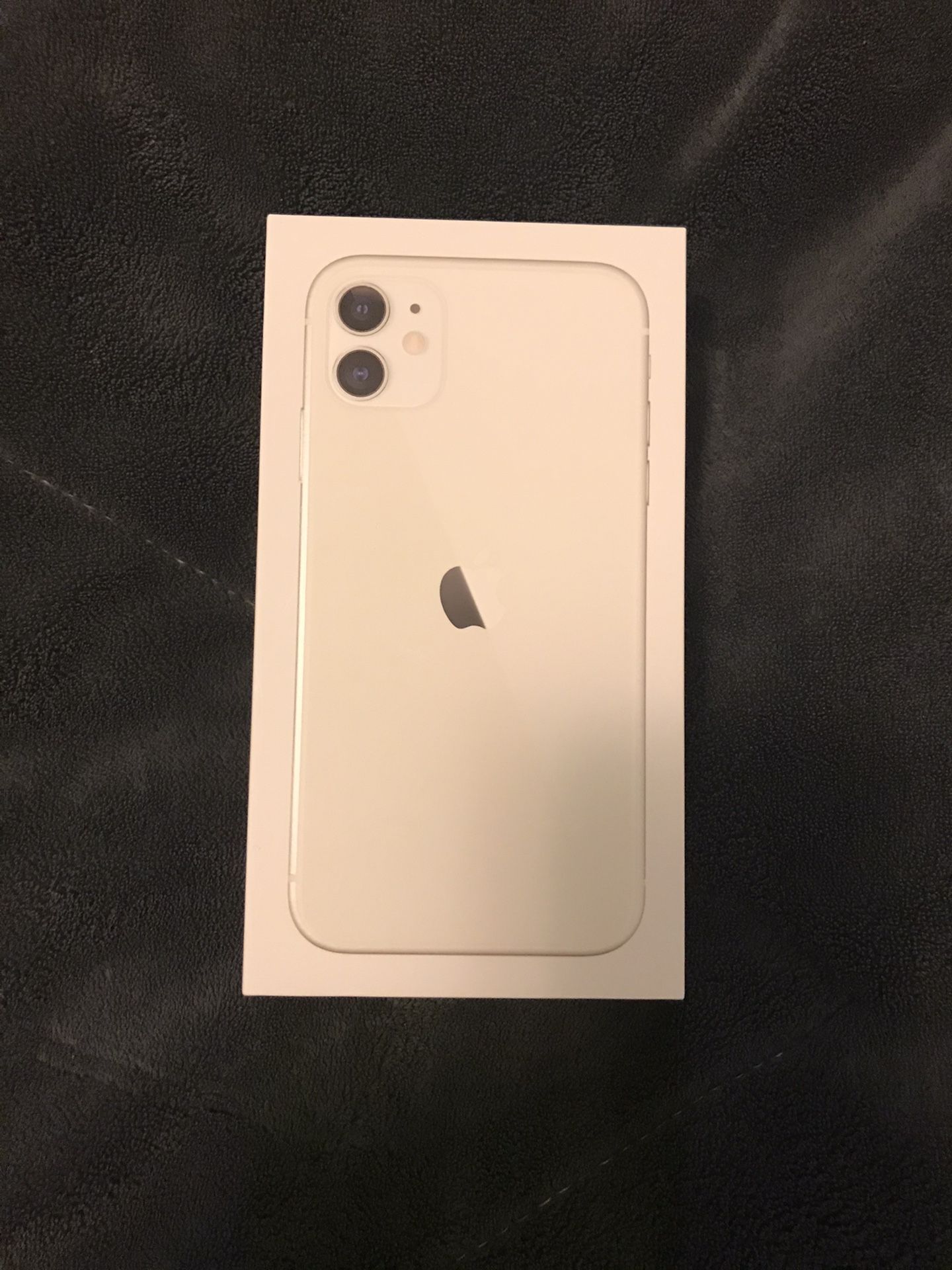 IPHONE 11 128 GB XFINITY MOBILE CARRIER (NOT UNLOCKED ) WHITE COLOR ...
