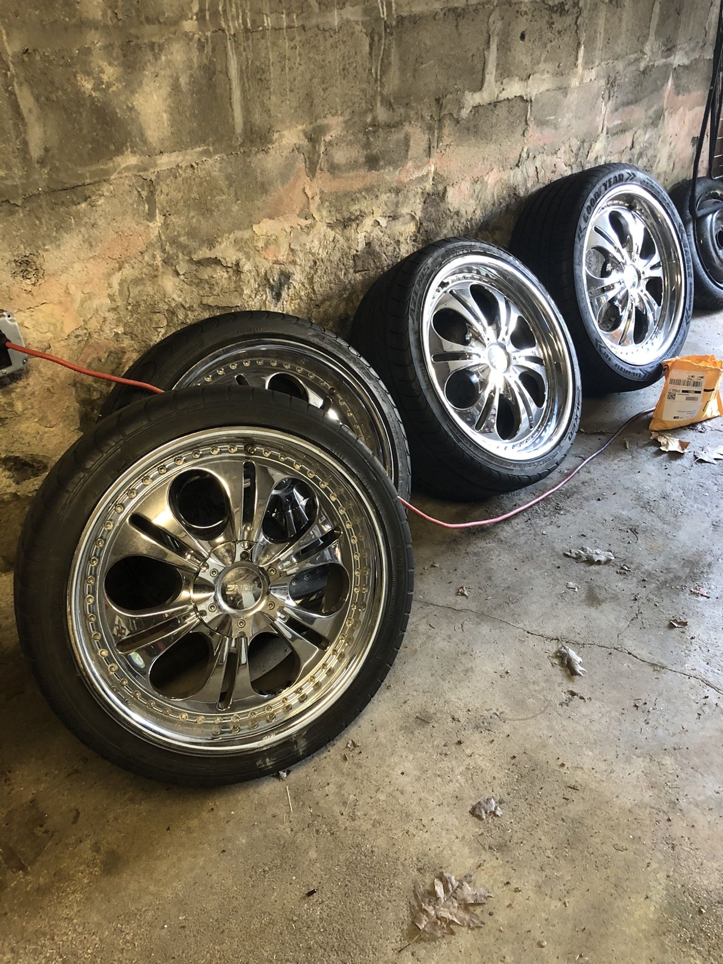 19” Chrome Rims for Sale in Everett, MA - OfferUp