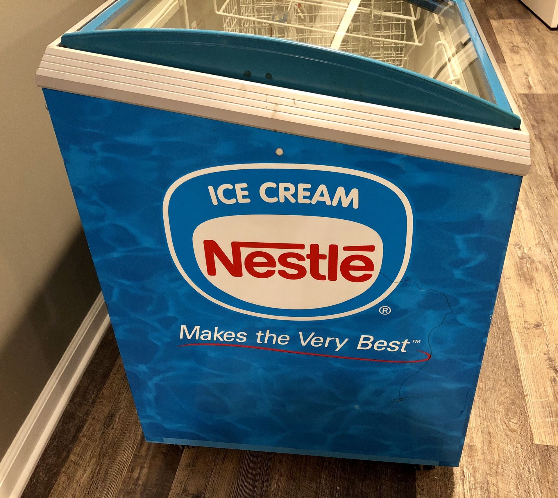 Nestle Ice Cream Freezer for Sale in Plainfield, IL - OfferUp