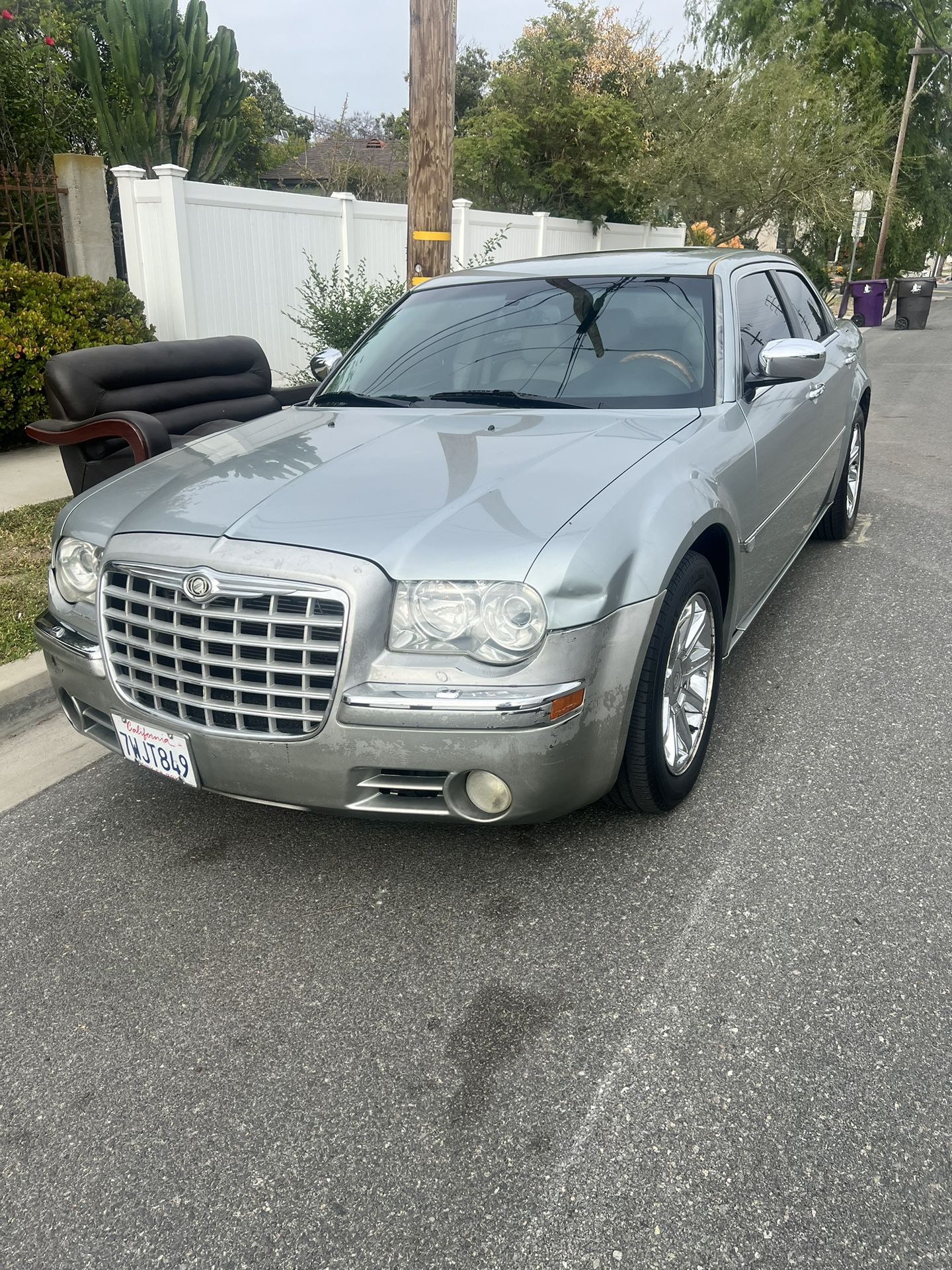 2005 Chrysler 300c for Sale in Long Beach, CA - OfferUp