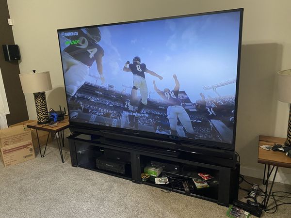 92 inch big screen tv DLP Mitsubishi 3D compatible. Not smart tv for ...