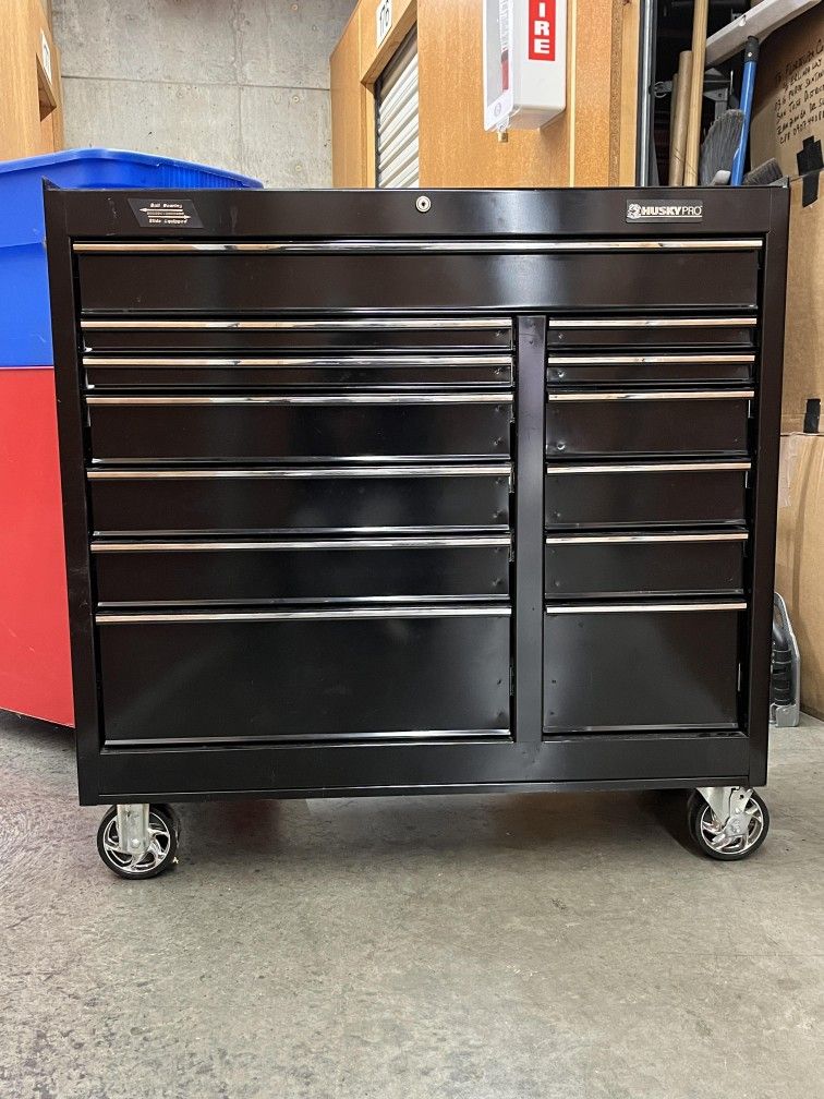 Husky Pro Tool Box for Sale in Kent, WA - OfferUp