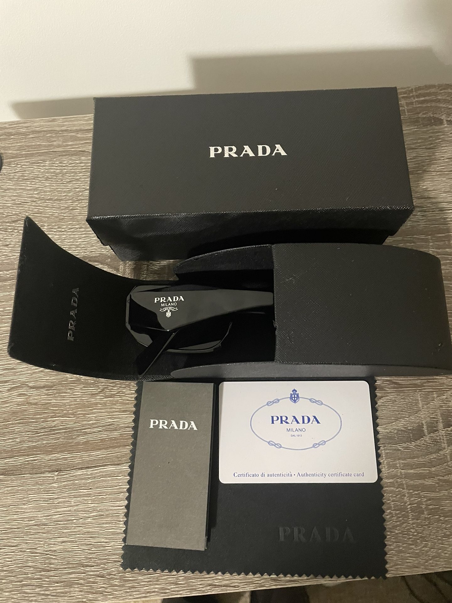 Prada Sunglasses for Sale in Charlotte, NC - OfferUp
