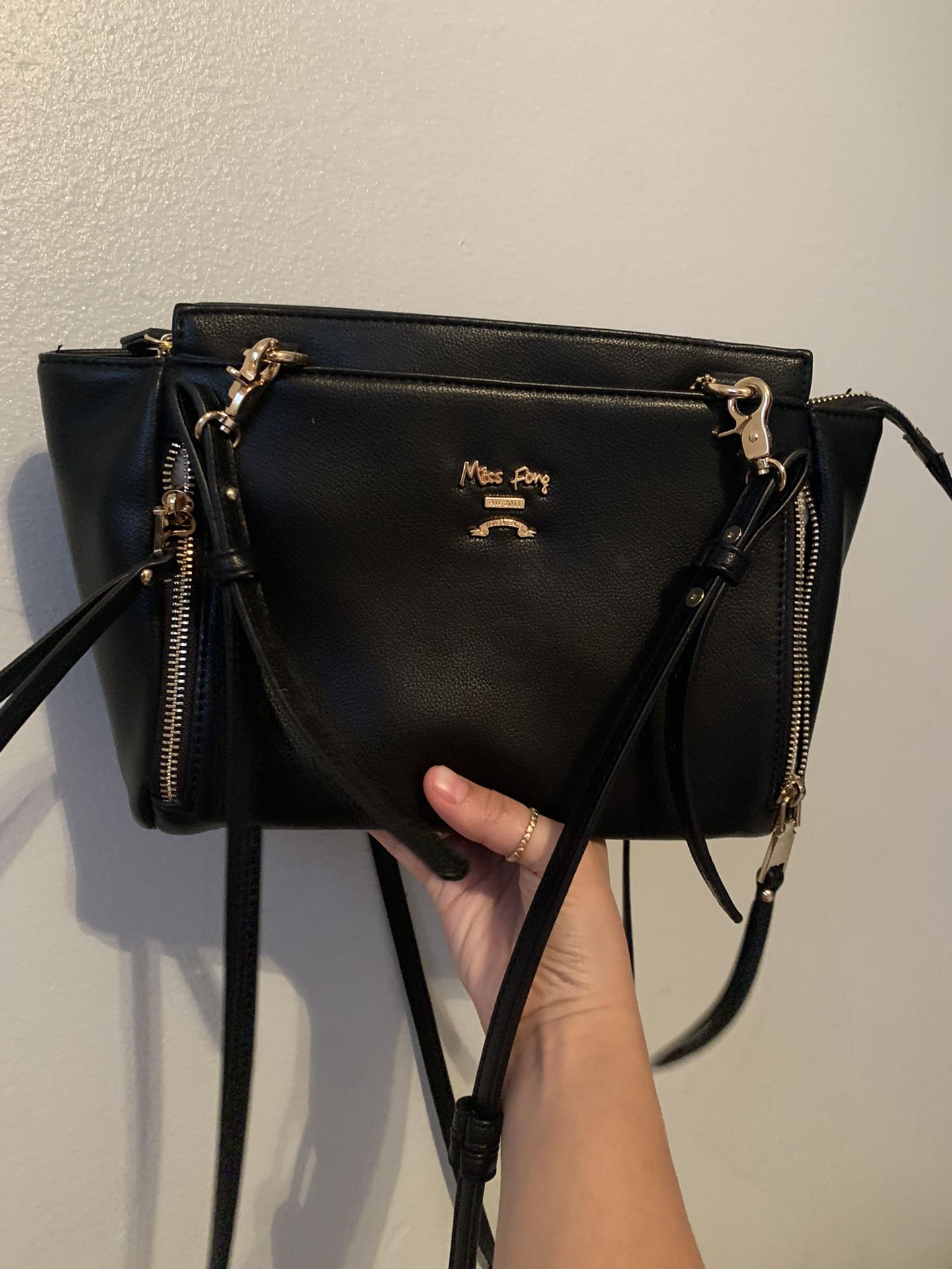 ms fong purse for Sale in San Antonio, TX - OfferUp