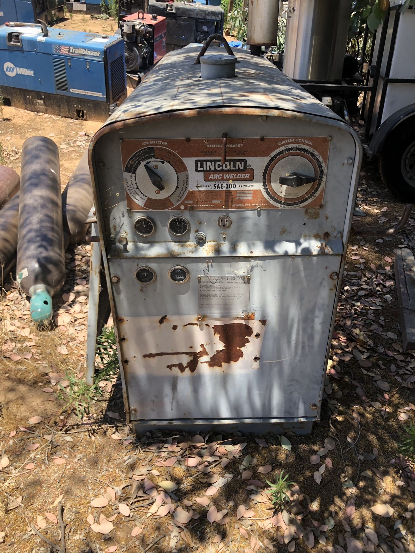 Welder Lincoln SAE 300 Classic II SA 250 SA200 red face red/blue face ...