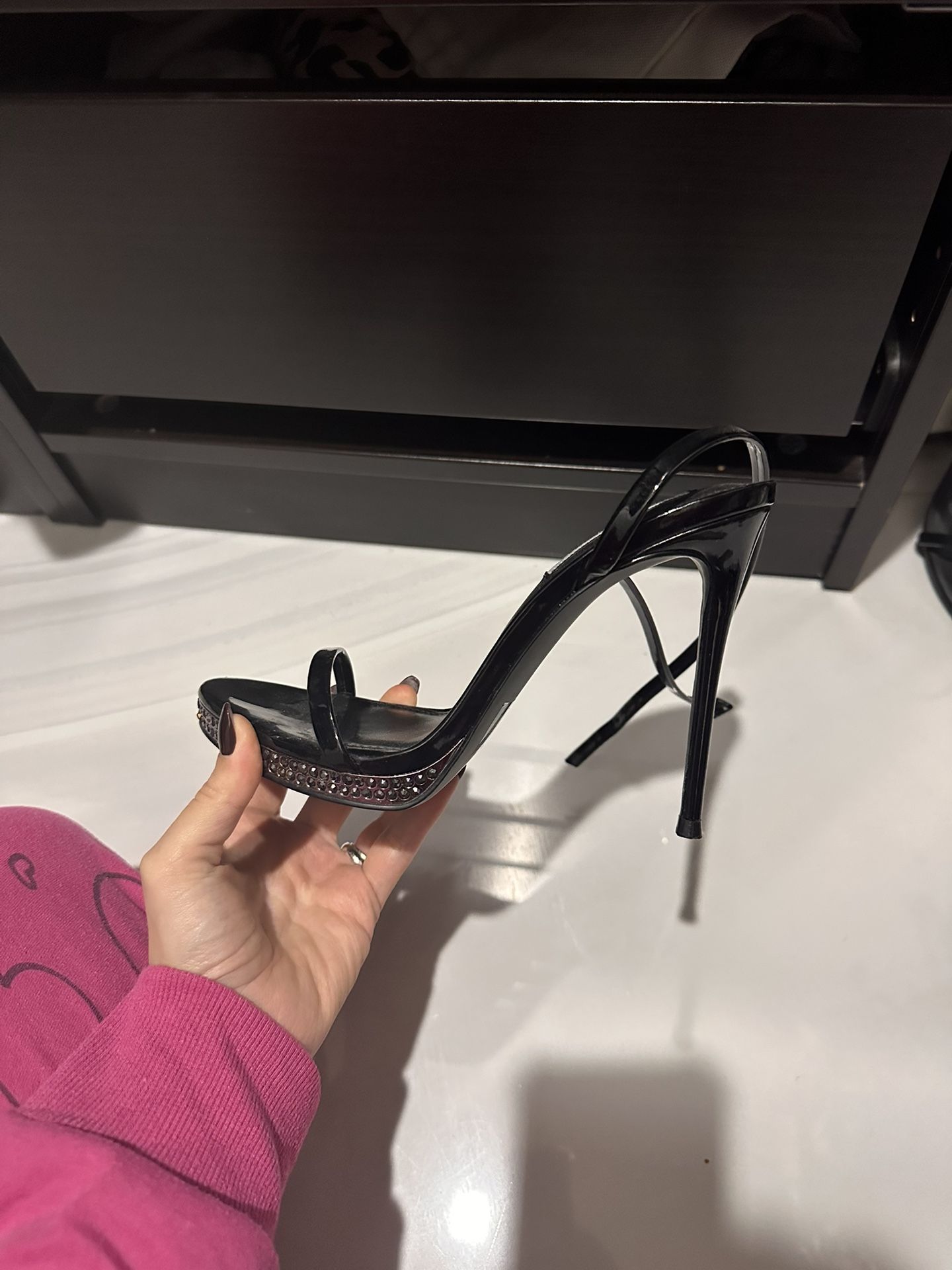 High heels Woman Shoes for Sale in Las Vegas, NV - OfferUp