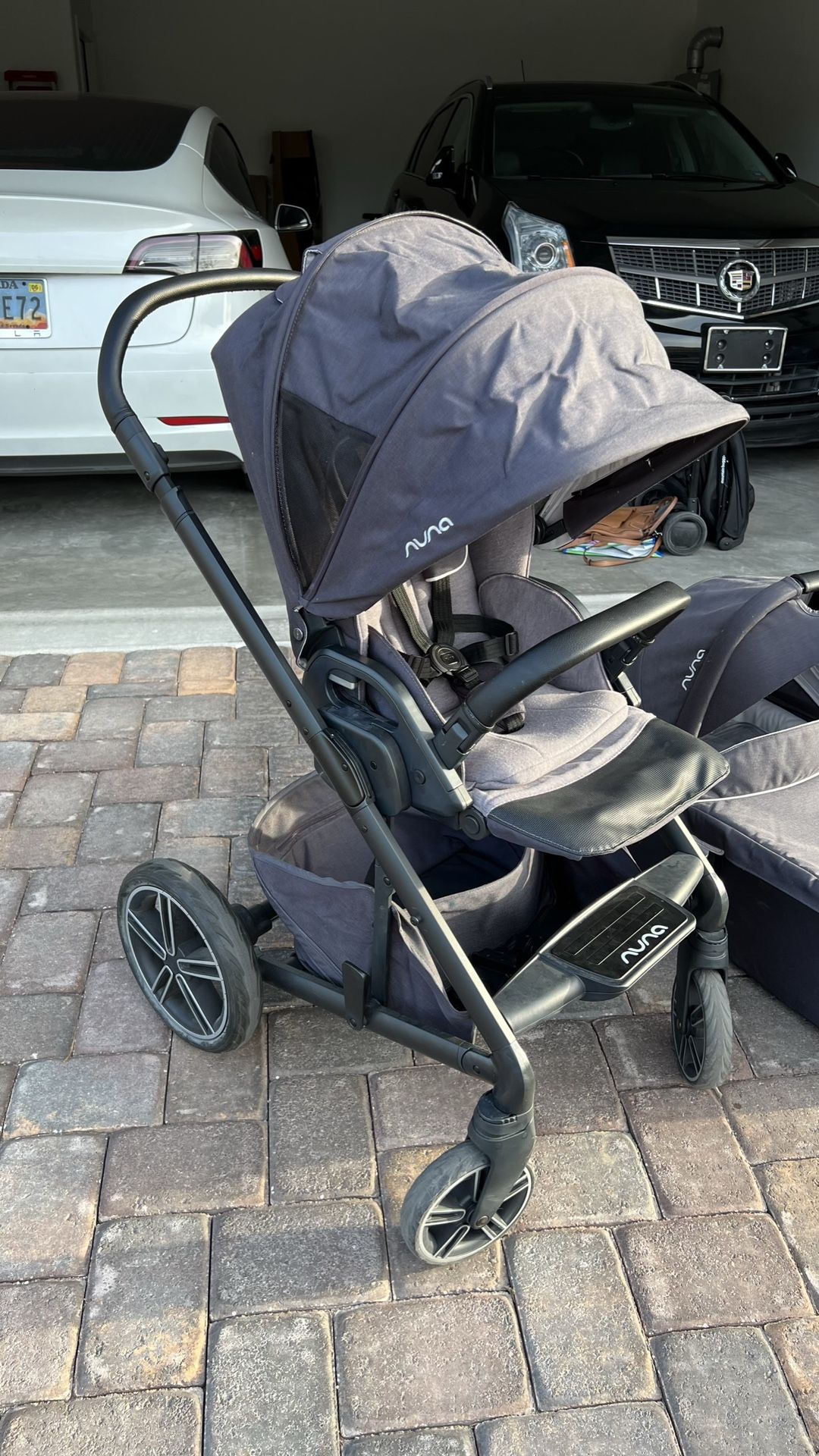 Nuna Mixx 2 Stroller System w/ Carry Cot for Sale in Las Vegas, NV ...