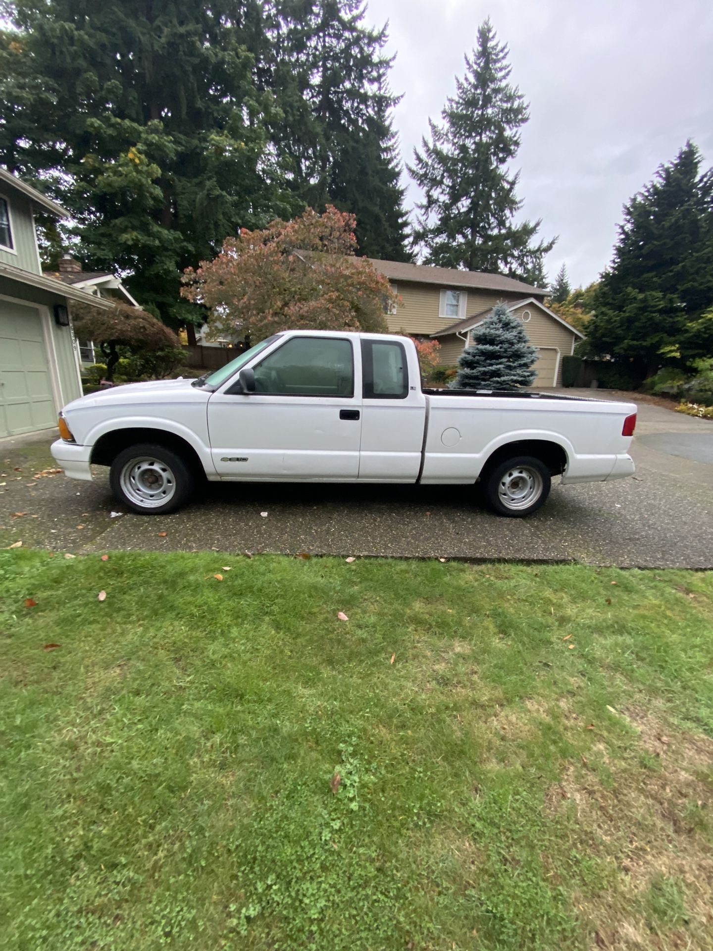 1999 Chevrolet S-10 for Sale in Redmond, WA - OfferUp