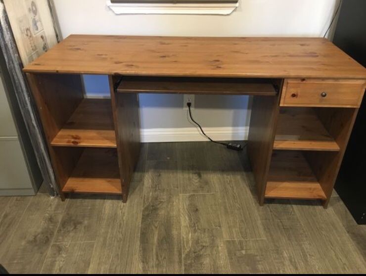 IKEA Matteus desk for Sale in Los Angeles, CA - OfferUp
