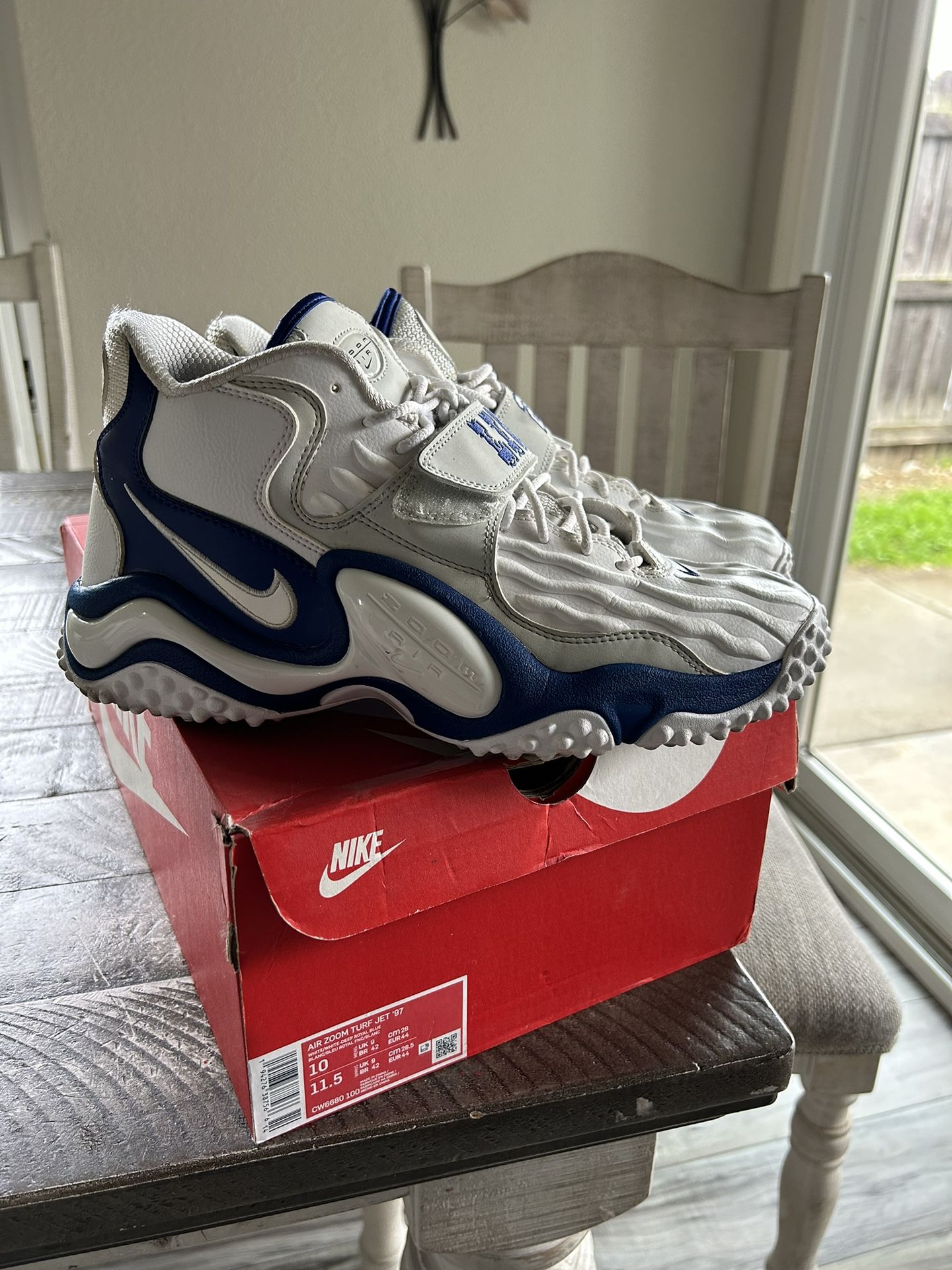 Barry Sanders Shoes Size 10 for Sale in San Dimas, CA - OfferUp