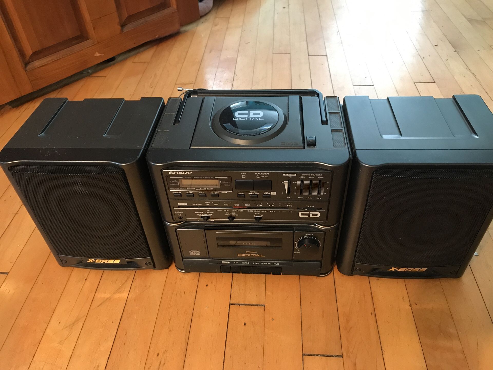 SHARP / portable CD stereo system for Sale in Milwaukee, WI - OfferUp