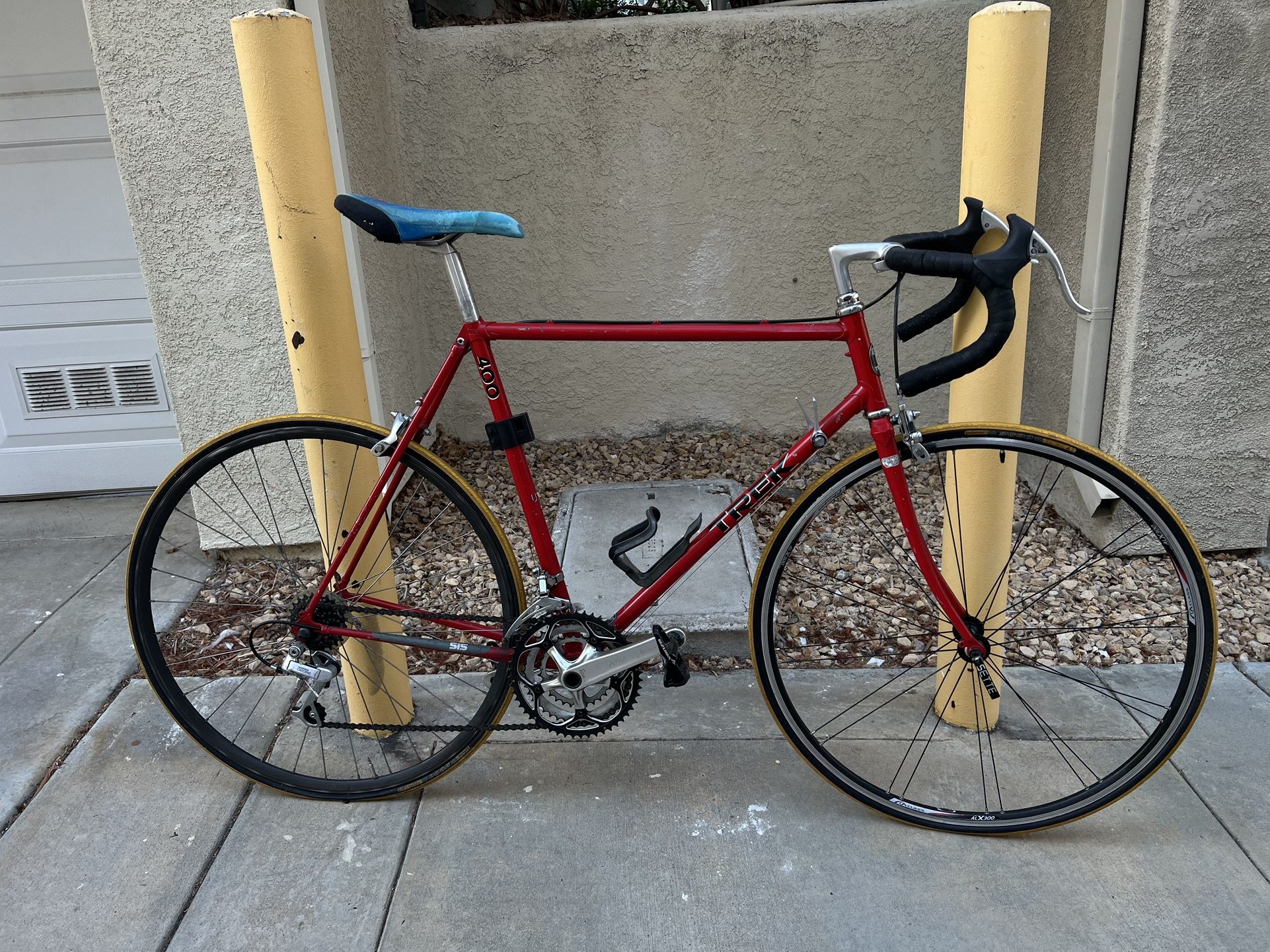 Trek 400 Vintage Road Bike for Sale in San Diego, CA - OfferUp