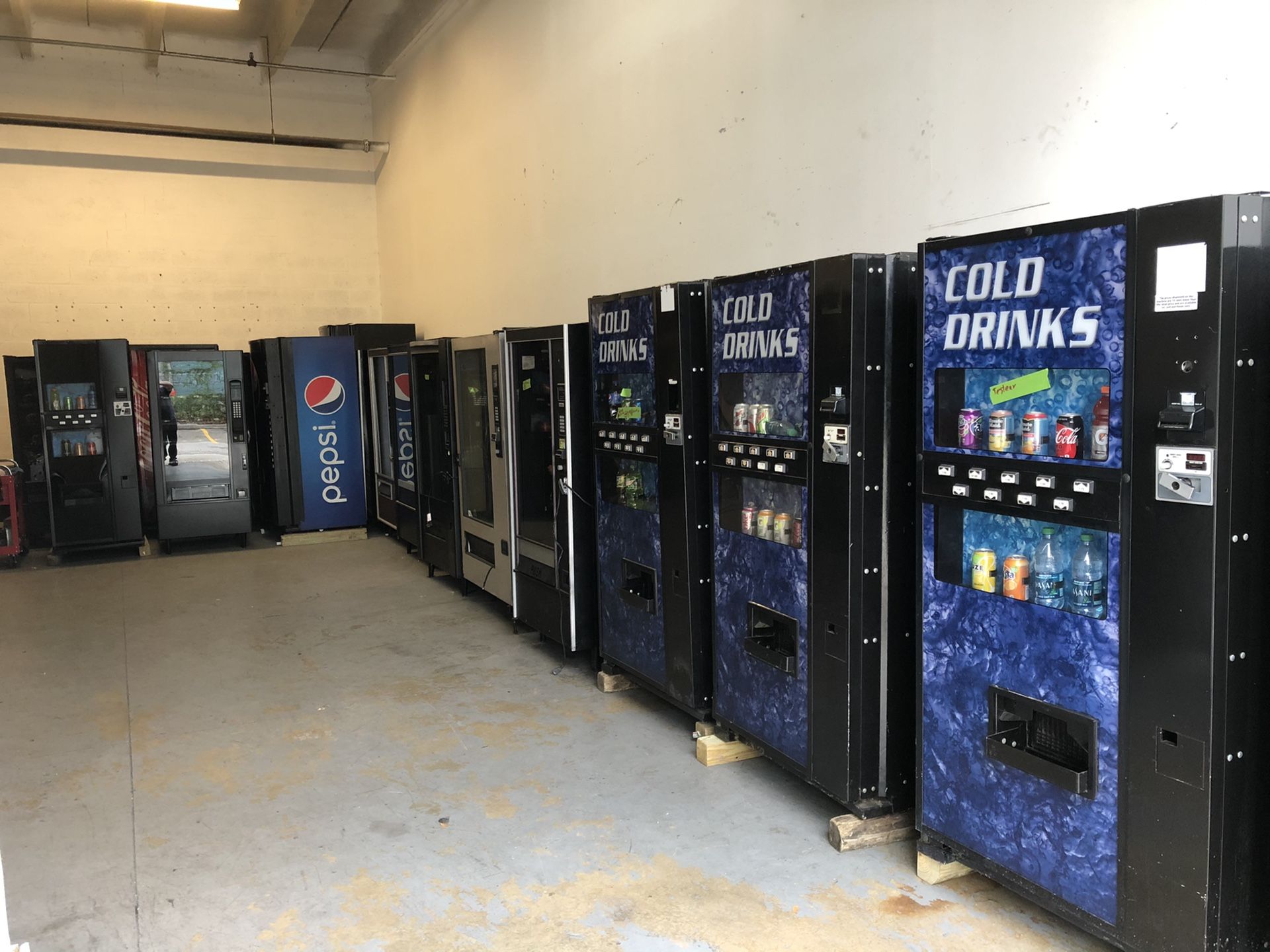 Vending machines for sale for Sale in Miami, FL - OfferUp