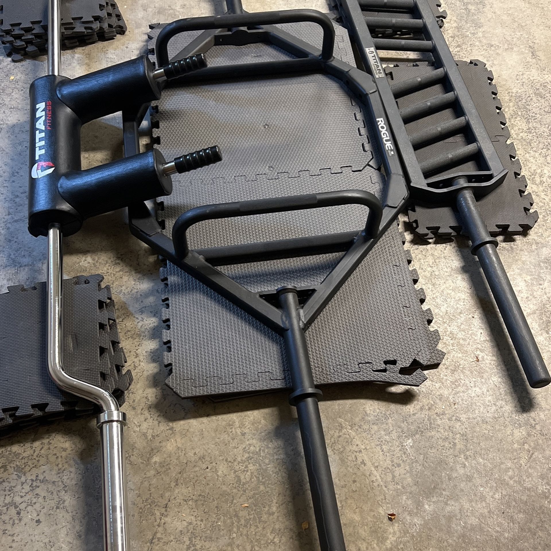 Titan, Rogue Specialty Bars, Safety Squat Bar, Multi Grip, Trap Bar for ...