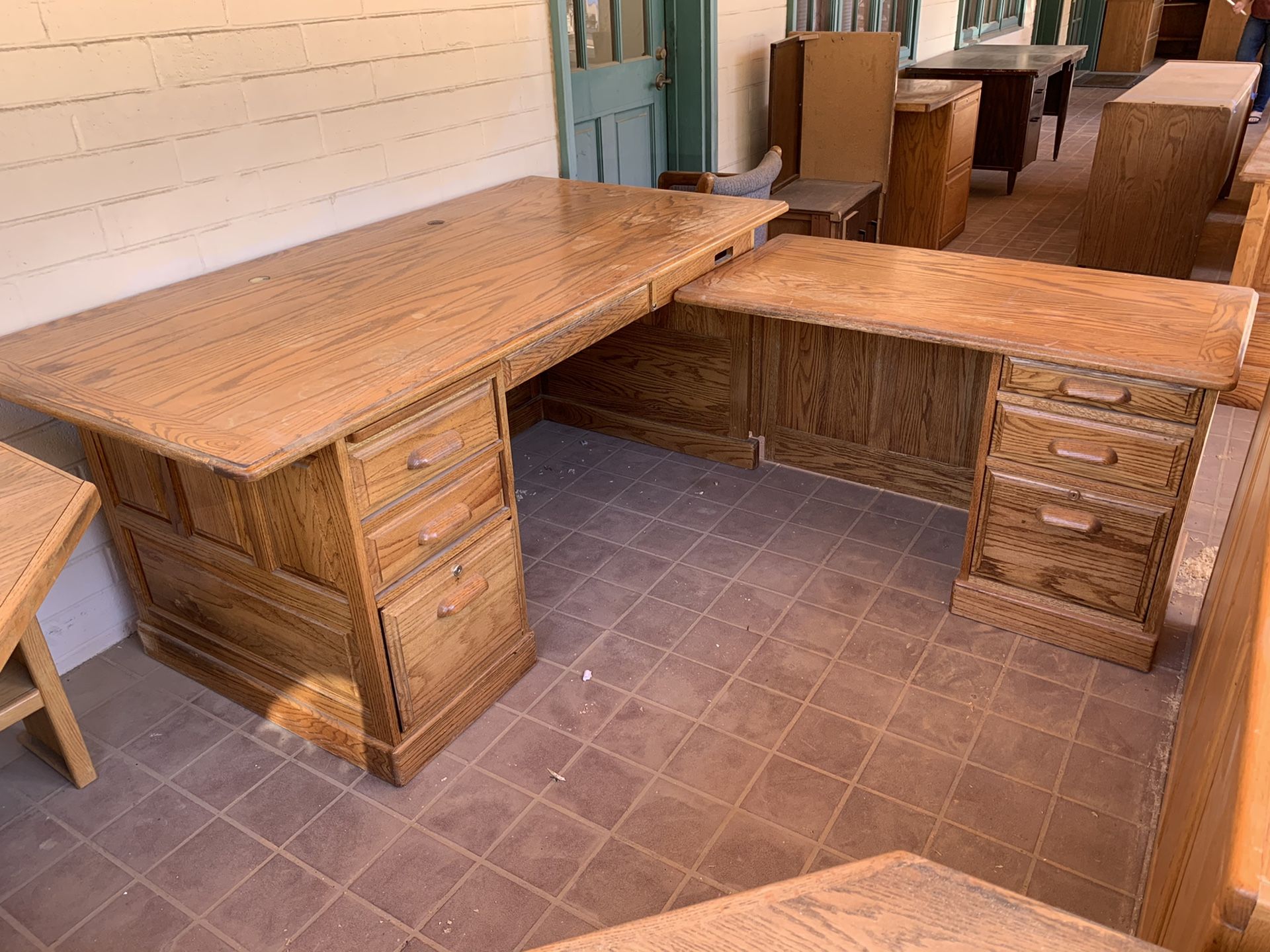 Solid Oak Desks. Assorted desks. for Sale in Vista, CA - OfferUp