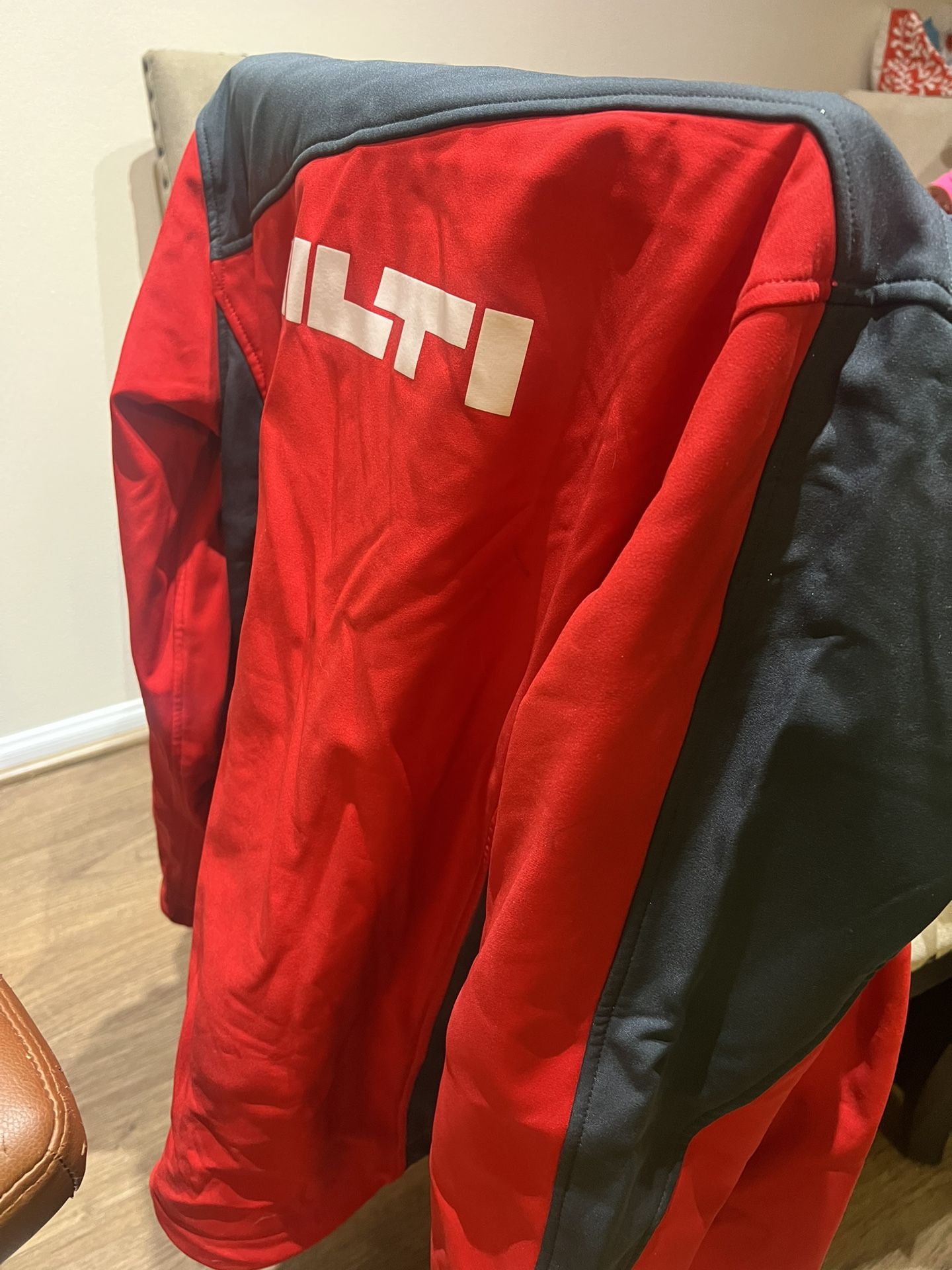 Hilti Large Jacket for Sale in Los Angeles, CA - OfferUp