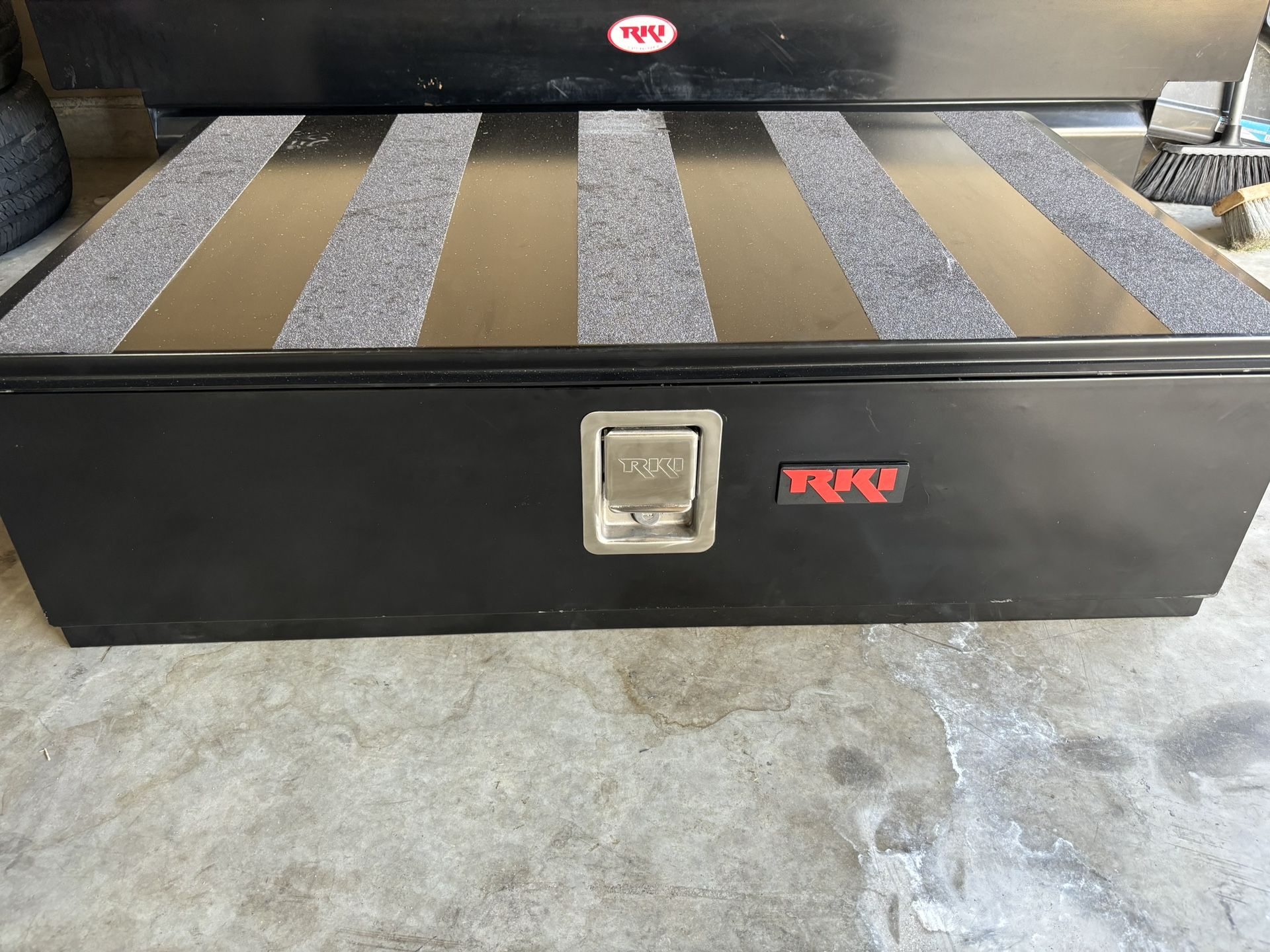 RKI Drawer Toolbox for Sale in Crowley, TX - OfferUp