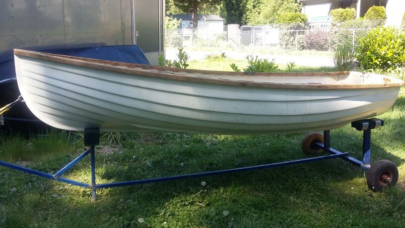 9ft fiberglass an teak Wood row boat for Sale in Bonney Lake, WA - OfferUp
